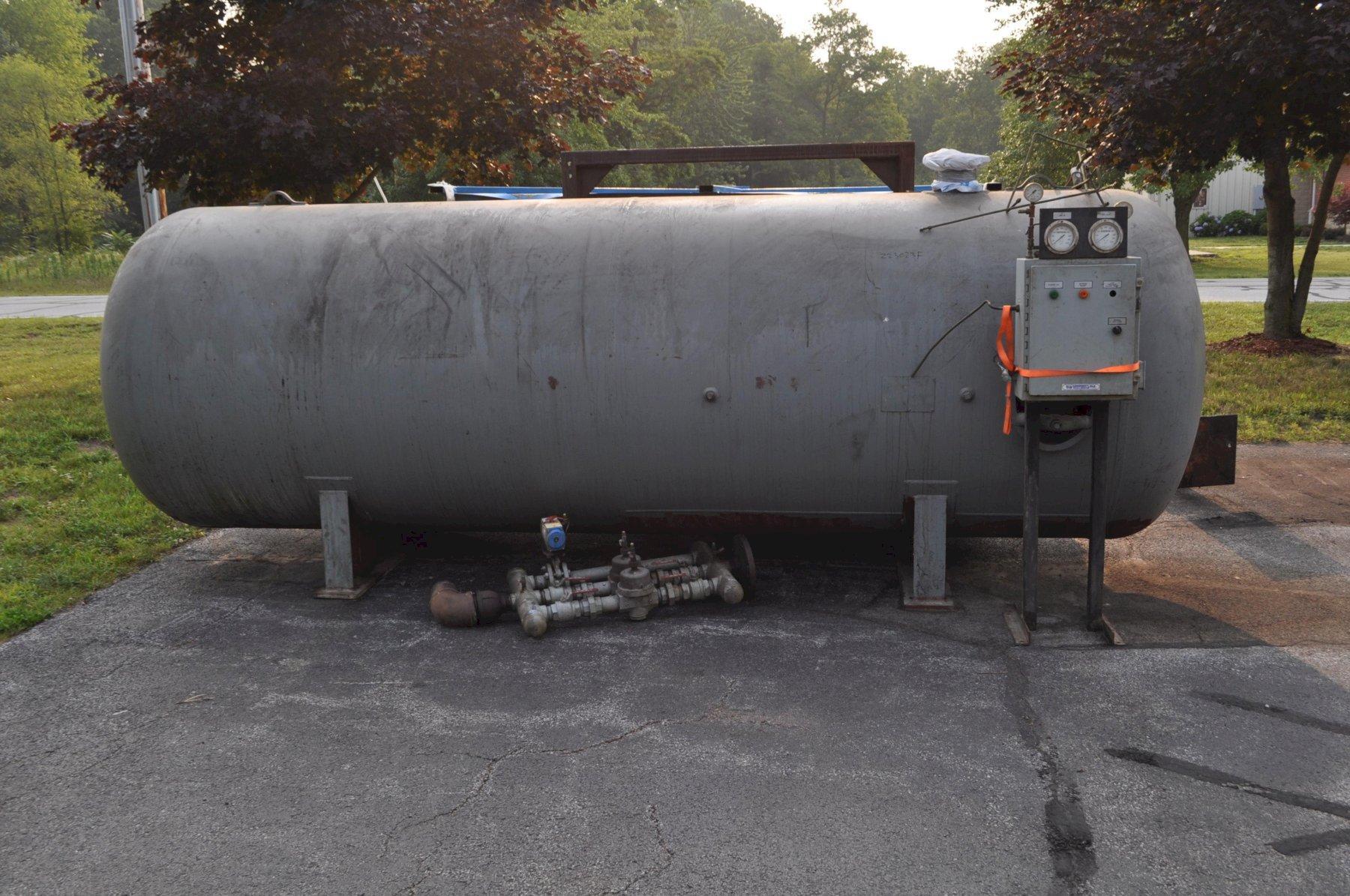 2500 Gallon Silvan Air Surge Tank | D&D Industries, Inc.