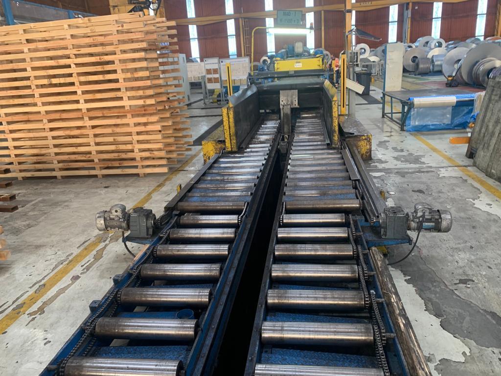 1500mm x 3mm x 28 Ton Dimeco Cut to Length Line with Flying Shear (2008 ...