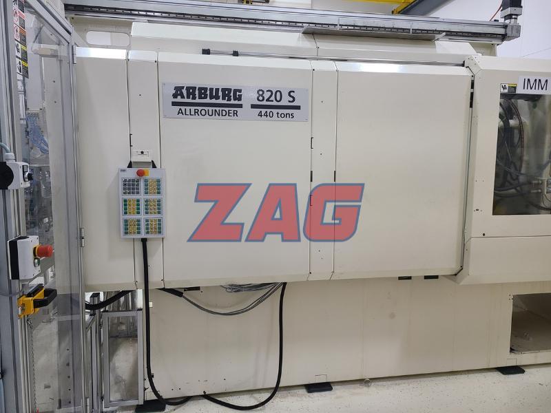 Arburg Used 820S 4000-3200 Injection Molding Machine, 440 US Ton, 39.7 ...