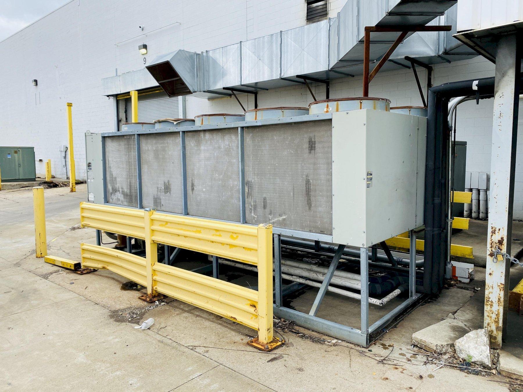 100 Ton Trane Model RTAA 1001 XT01 A3C0 JGRN BFC Chiller | G-2000 Inc.