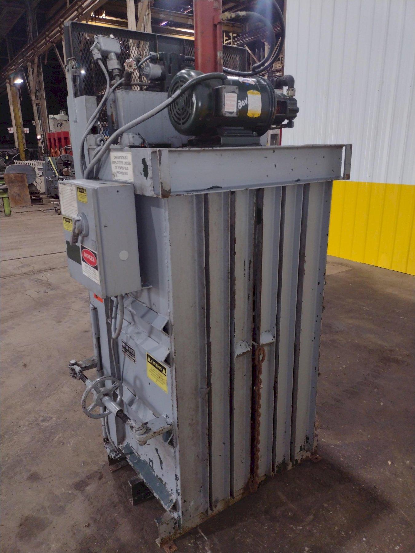 GALBREATH DOWNSTROKE BALER: STOCK #18799