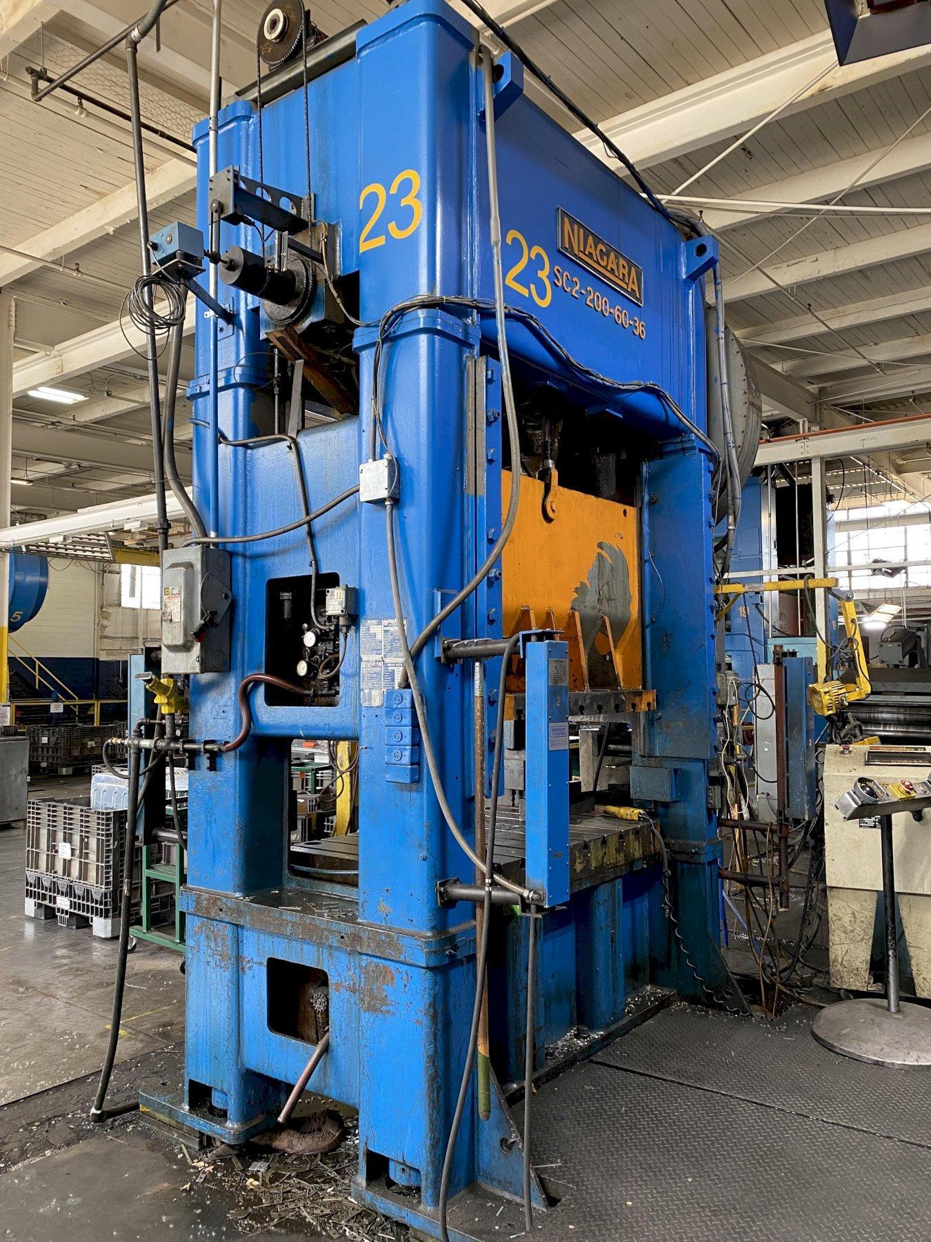Presses, Straight Side | G-2000 Inc.
