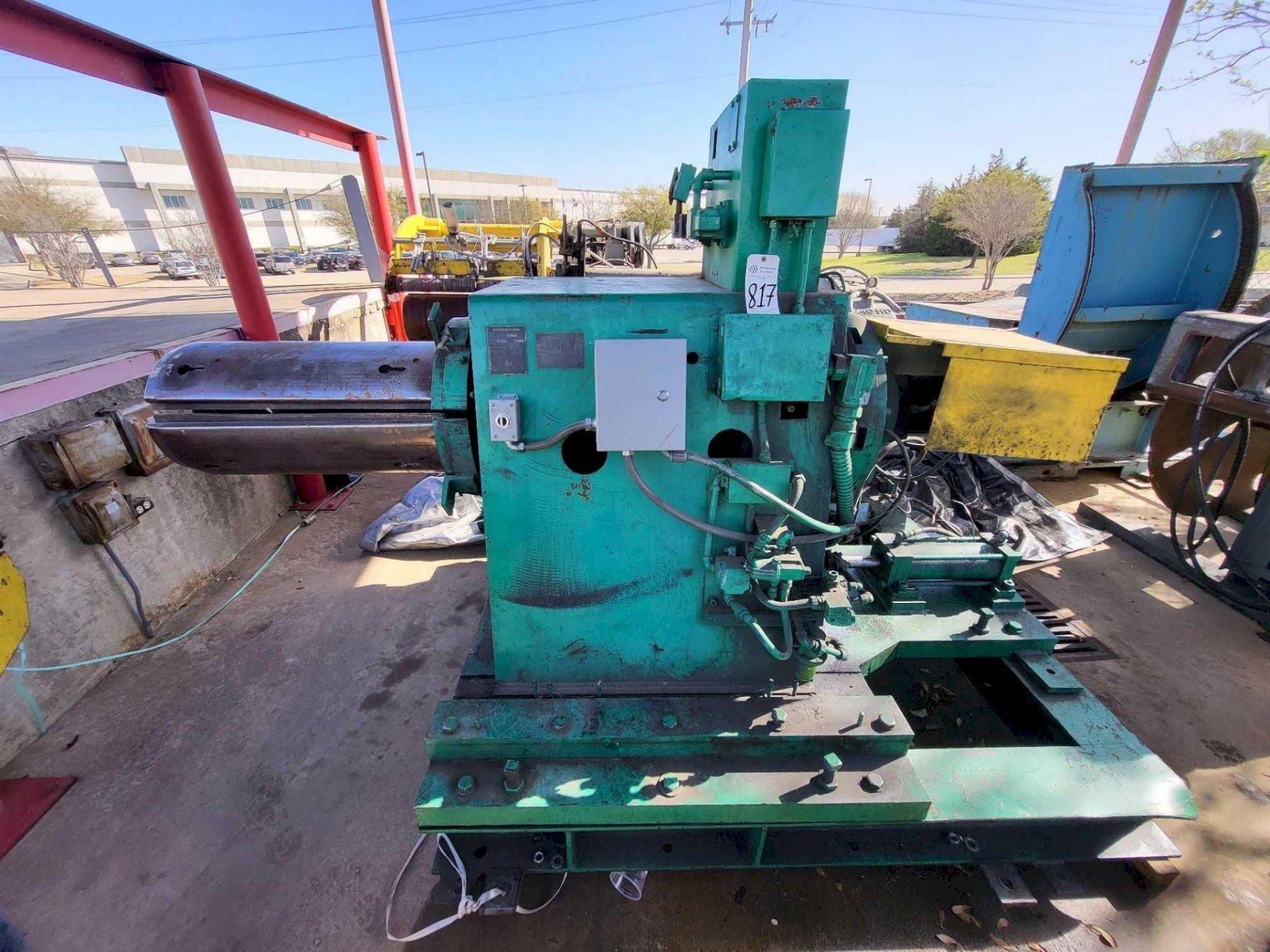 15,000 LB X 36” SECO POWERED UNCOILER COIL REEL, ON TRAVERSING BASE ...