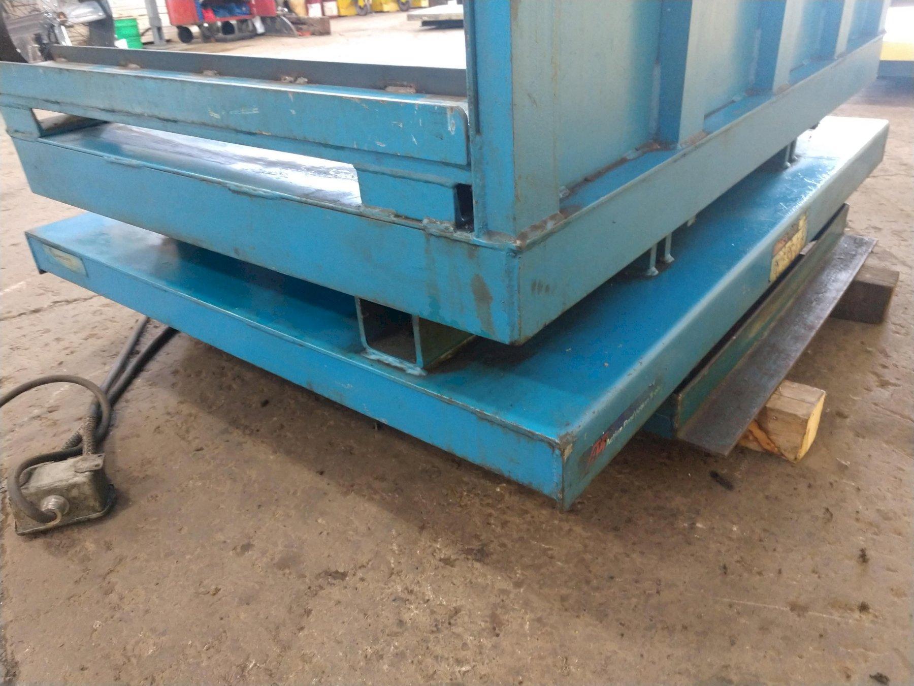 2,000 LB ELECTRIC SCISSOR LIFT/PALLET UPENDER TABLE: STOCK #13264