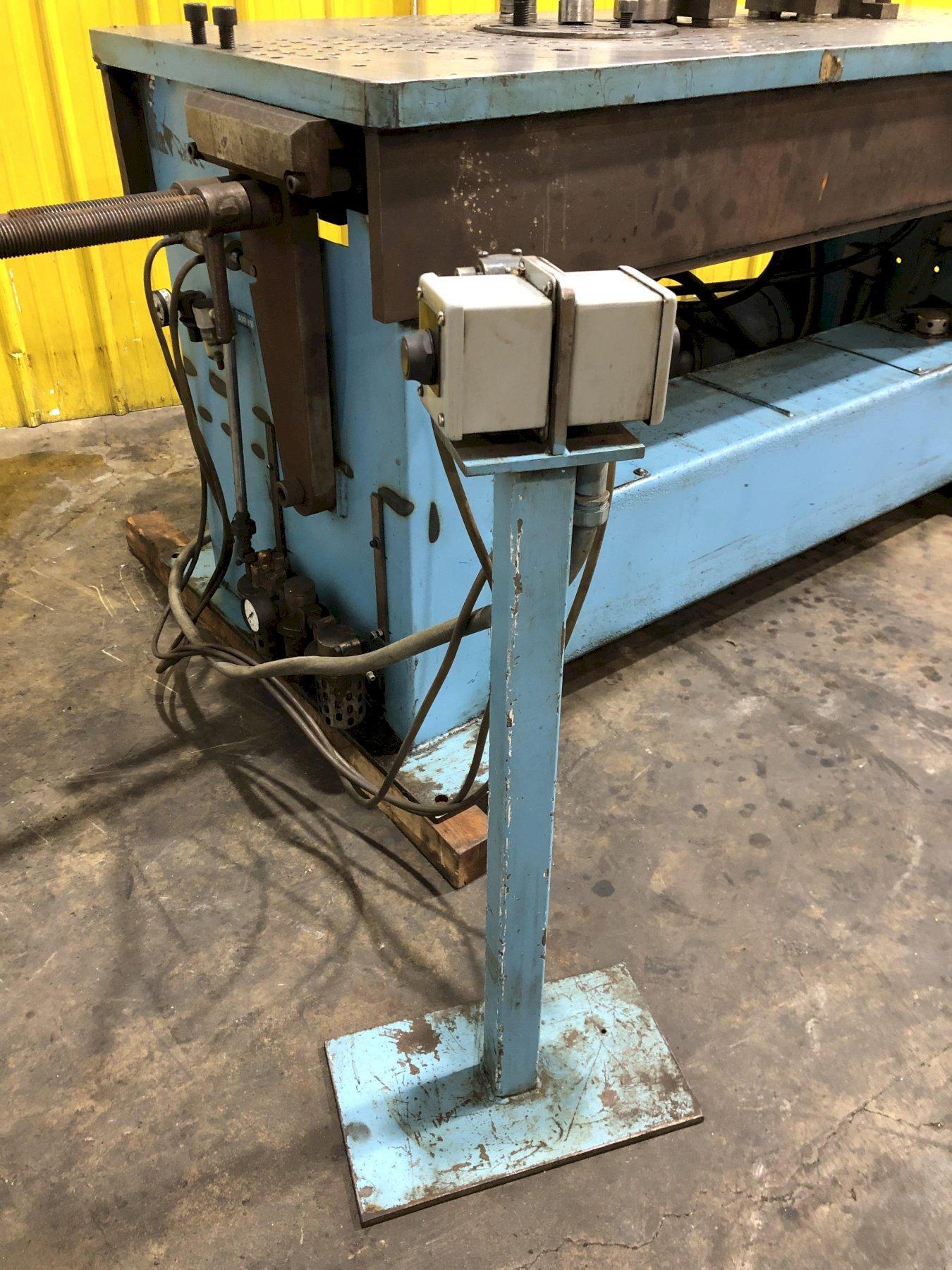 LUBLOW HYDRAULIC BENDER TABLE: STOCK #19068