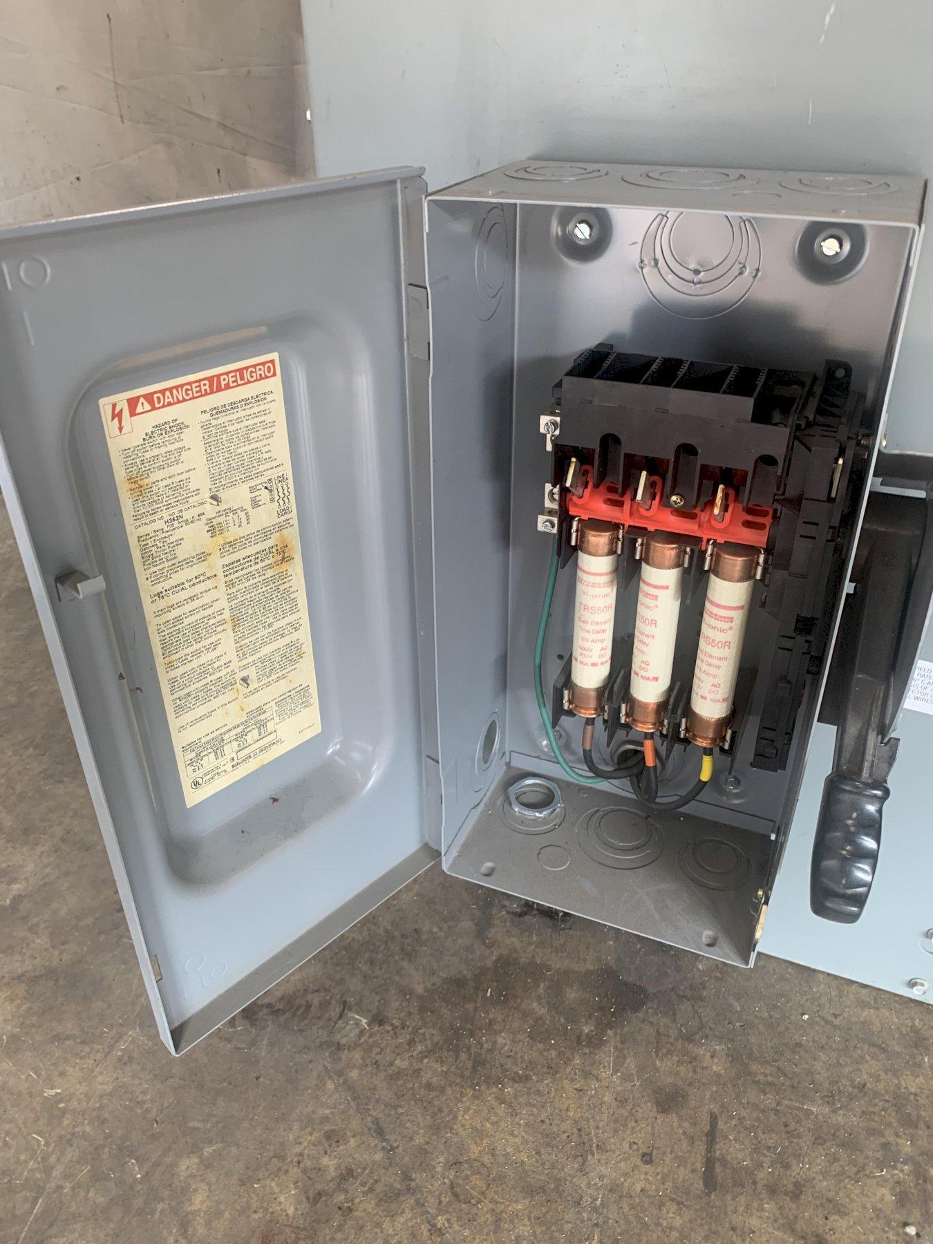 ELECTRICAL TRANSFORMER WITH DISCONNECT: STOCK 13695