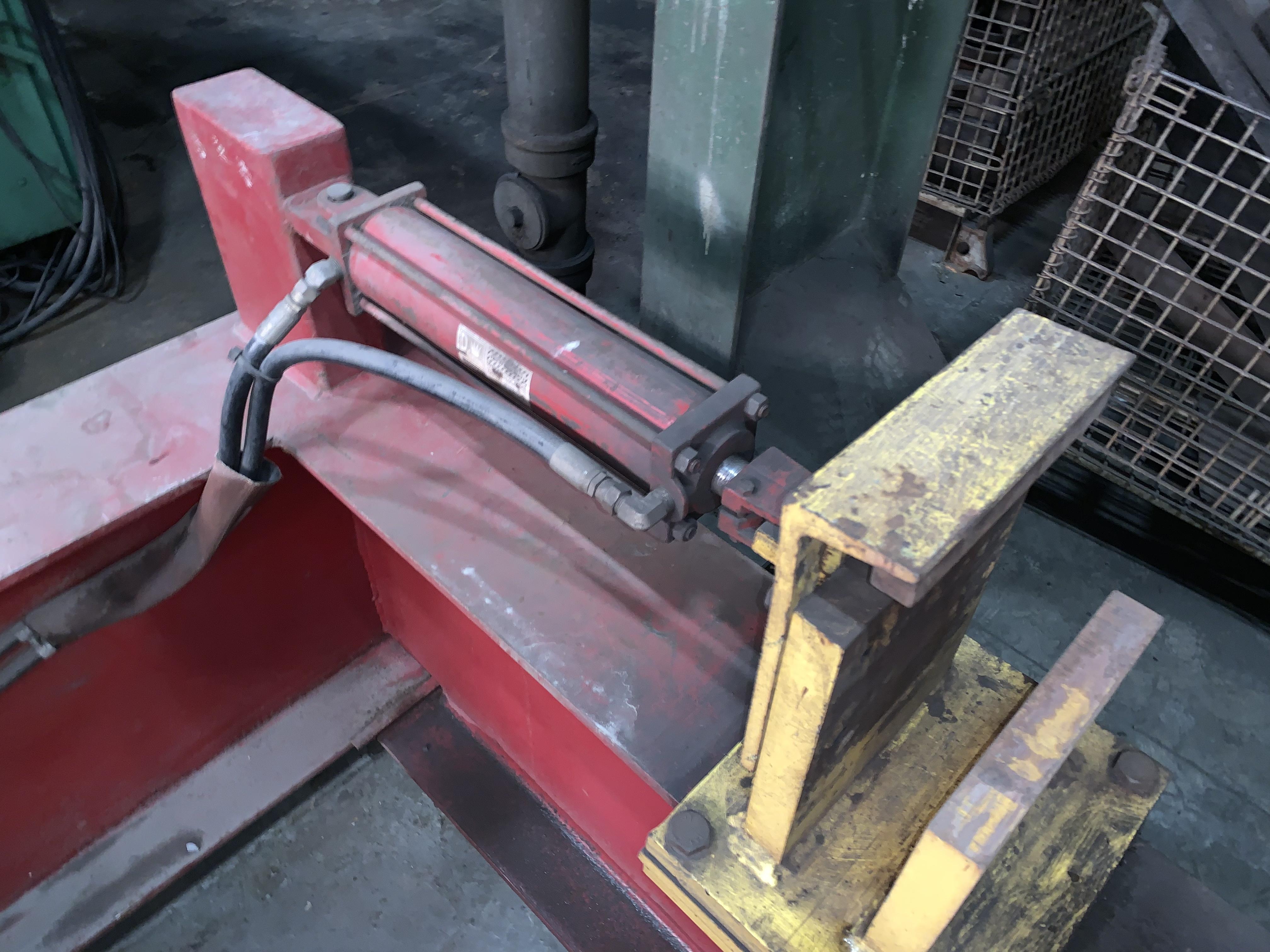 500 TON BEAM CAMBERING MACHINE: STOCK #10174