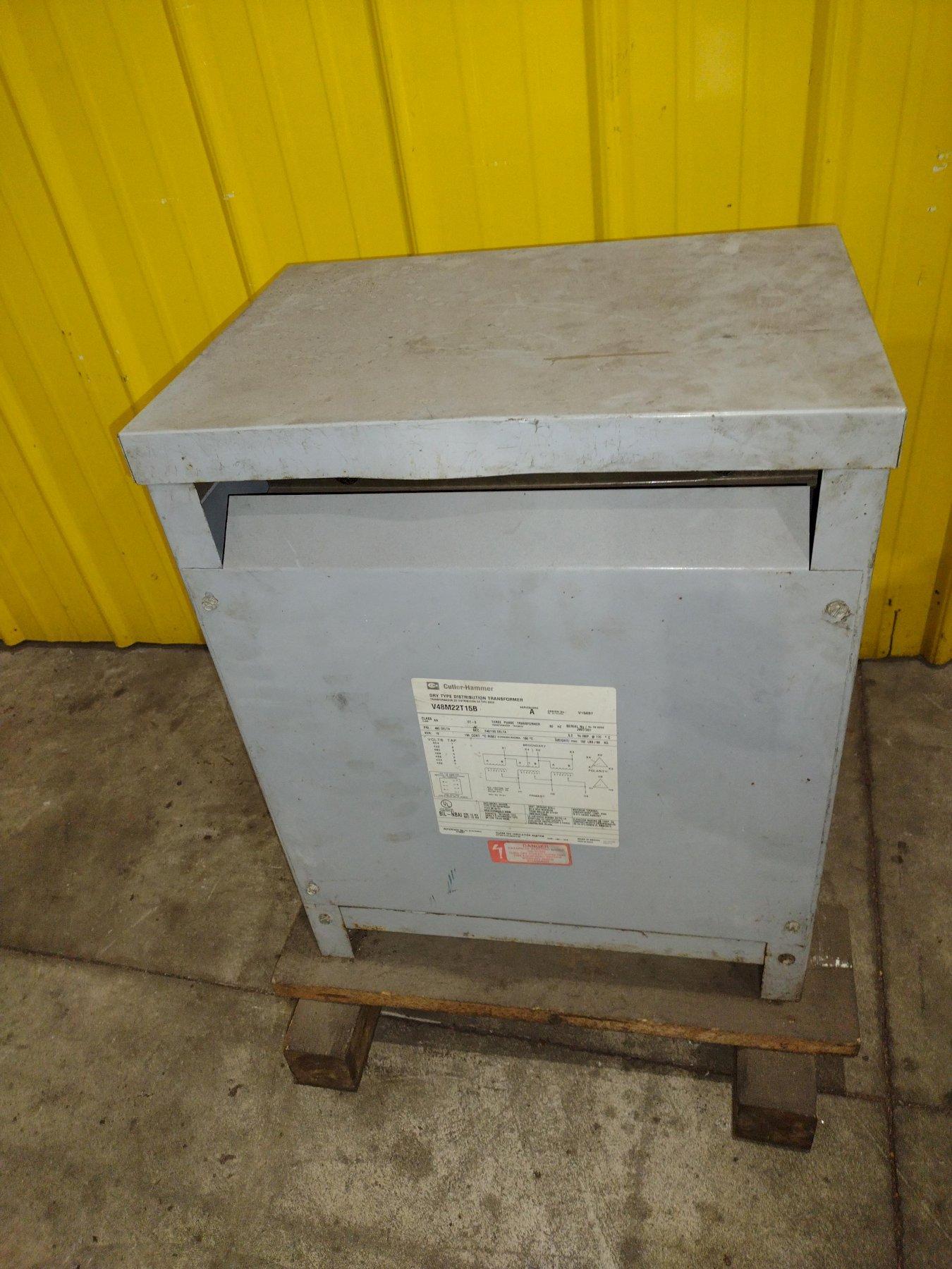15 KVA CUTLER HAMMER TRANSFORMER 480 DELTA TO 240/120 DELTA: STOCK 12534