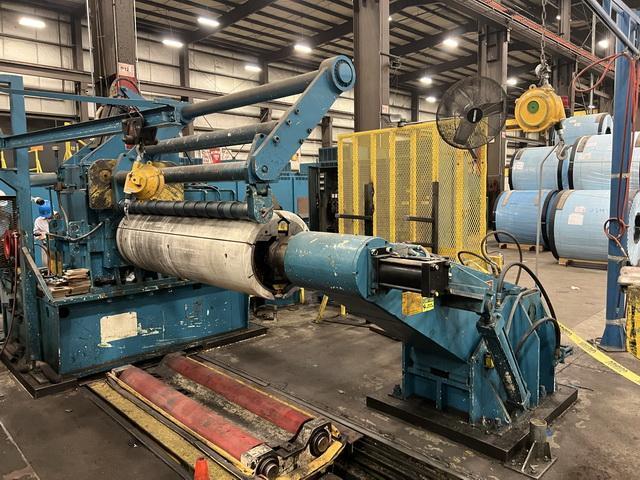 72″ x 60,000# Stamco Recoiler with Outboard Support Arm and Coil Car ...