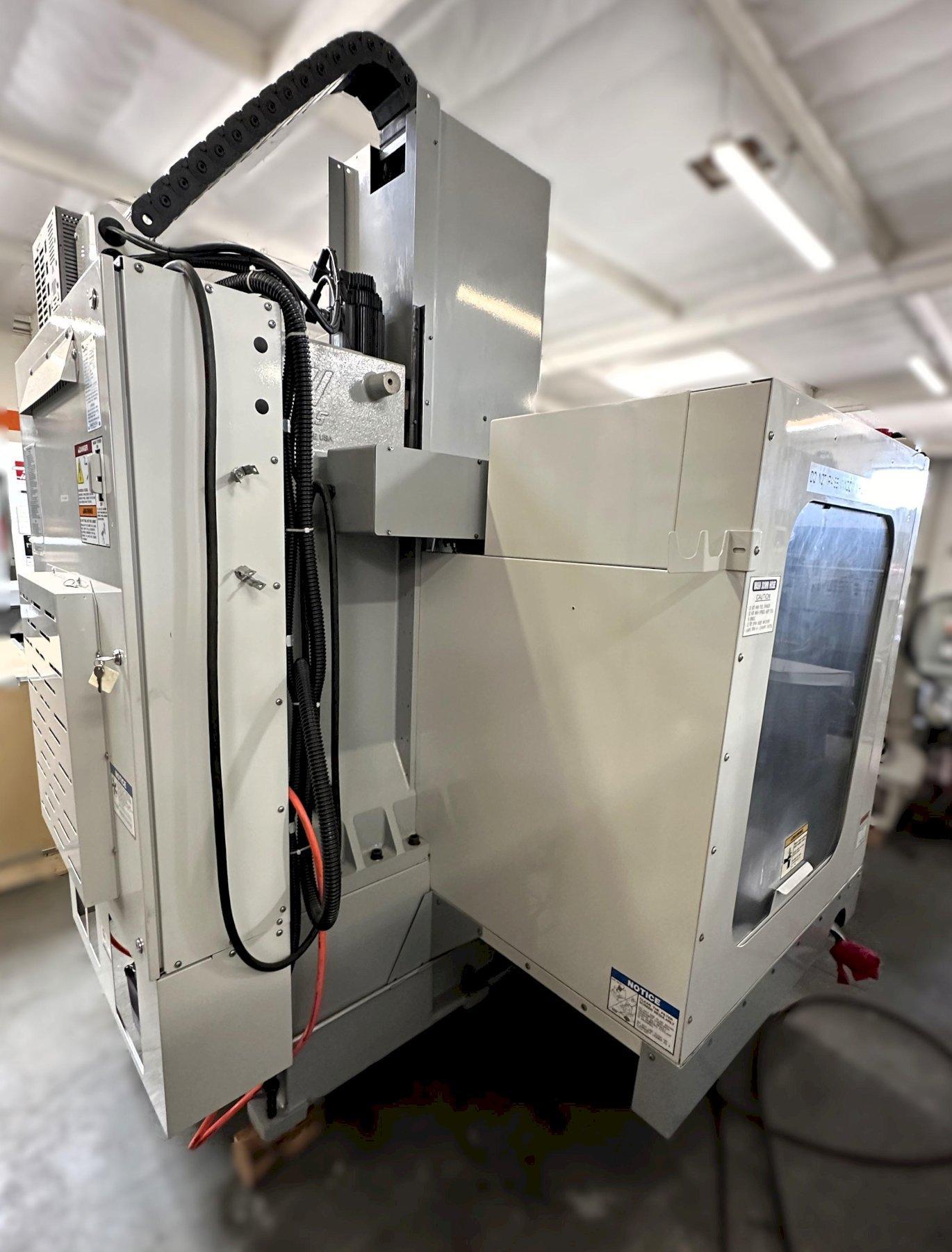 Haas VF-2 VMC 2006 equipped with Chip Auger, Rigid Tapping Programmable ...