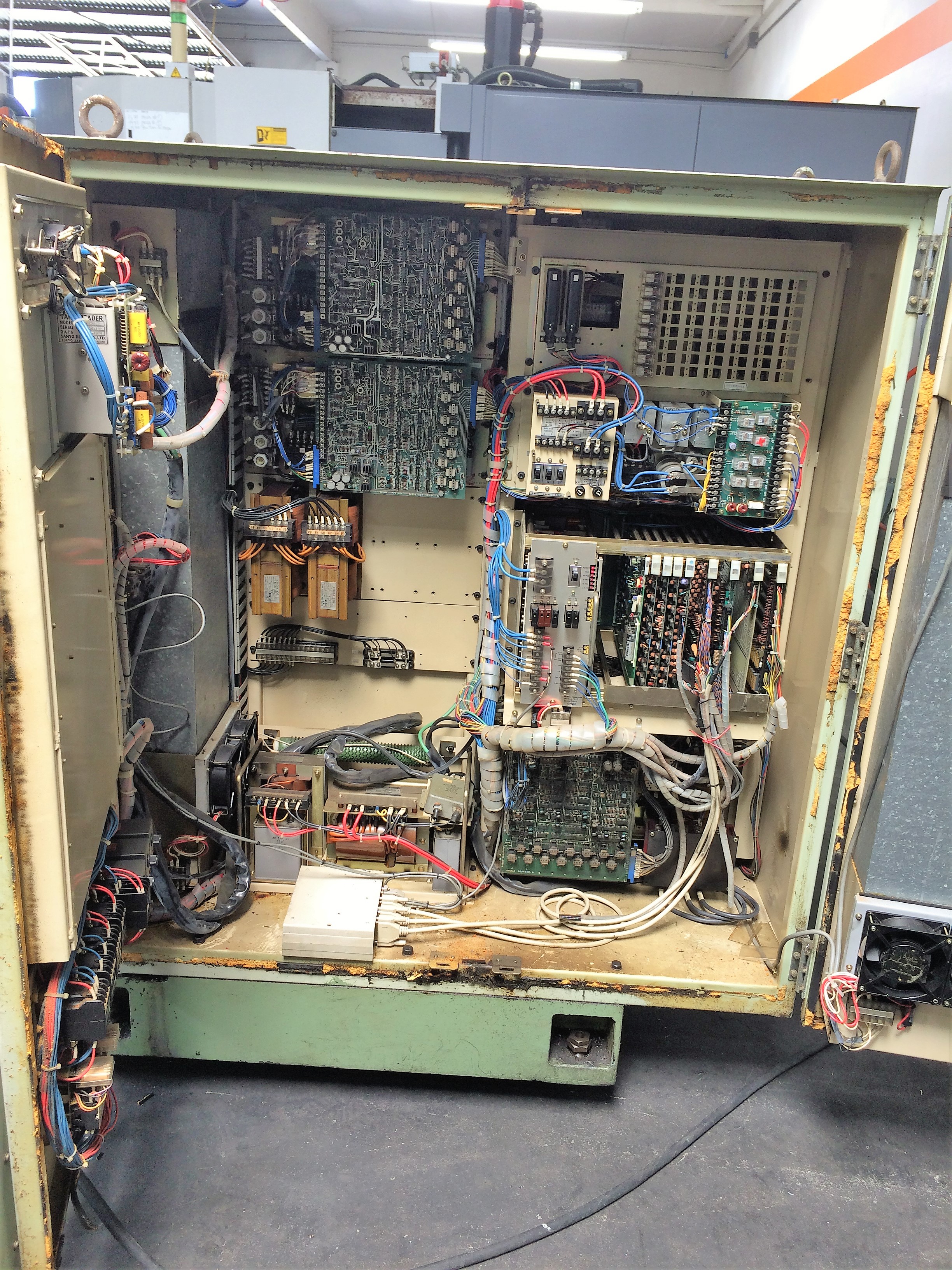 Okuma LC10 CNC Lathe with: 5C Collet Nose, Transformer, and Internal ...