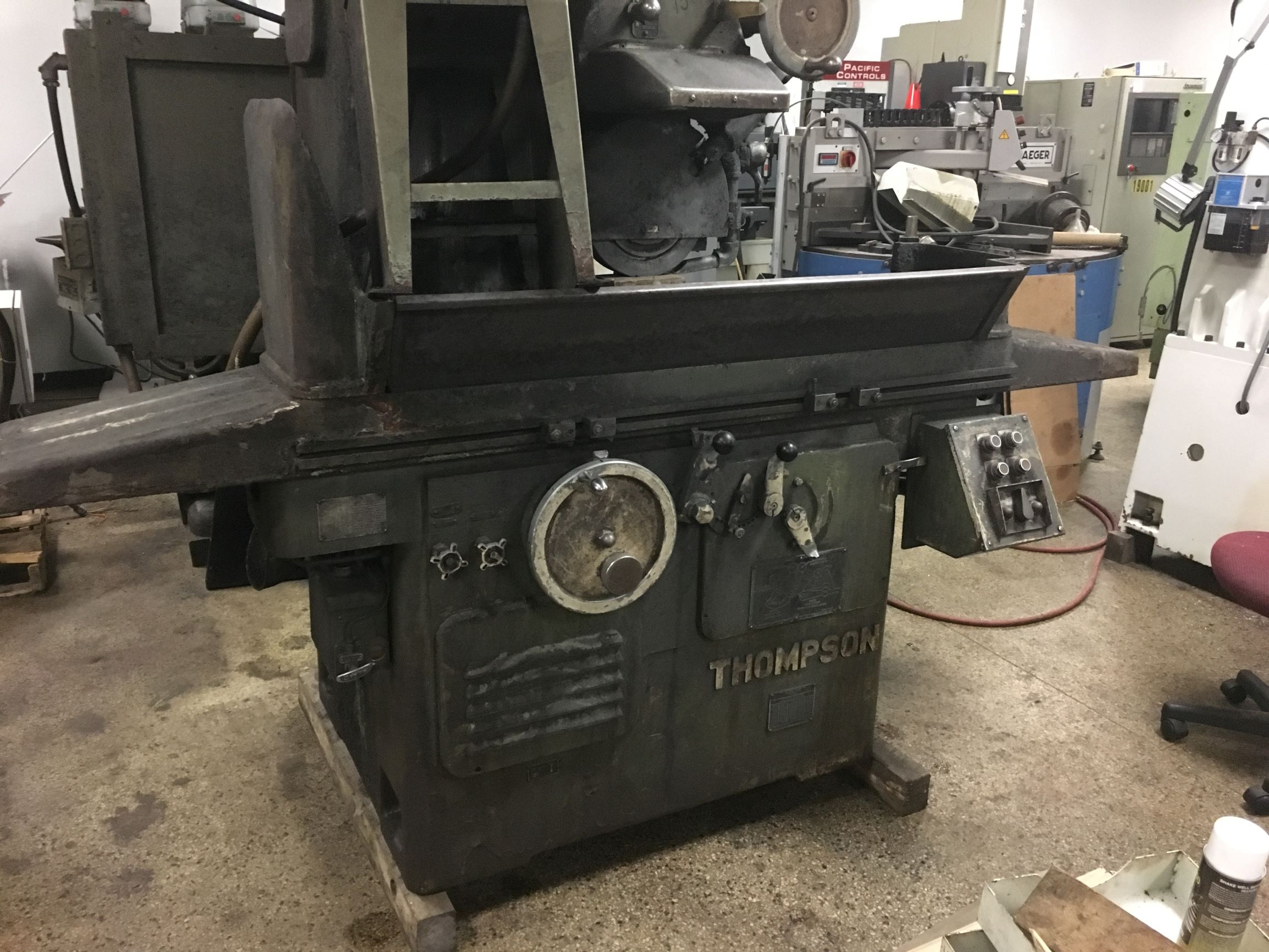 Thompson 8″ x 24″ Hydraulic Surface Grinder | AMC