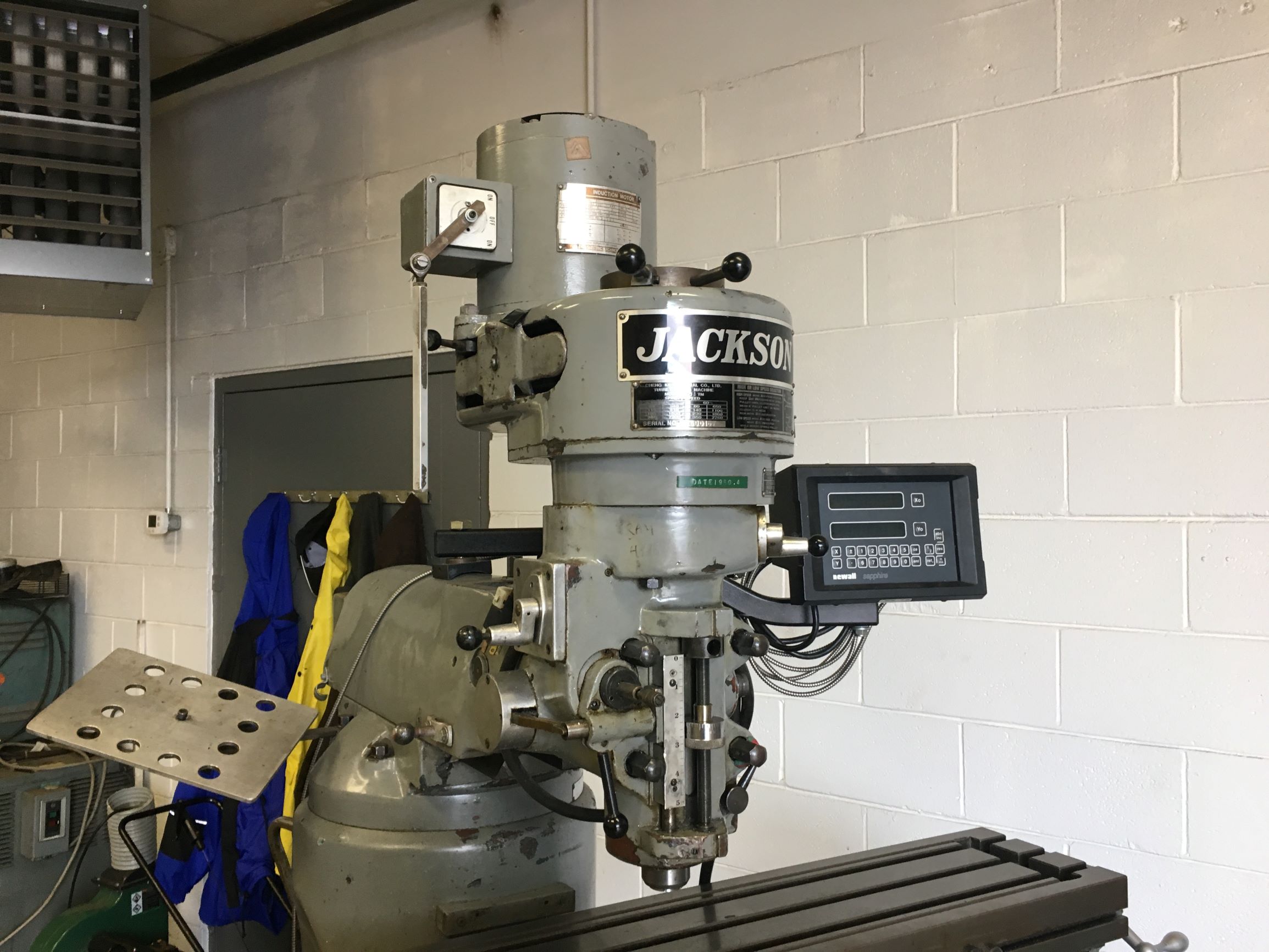 JACKSON (Cheng Ki) Model CK 1-1/2TM Step Pulley Vertical Mill, S/N ...