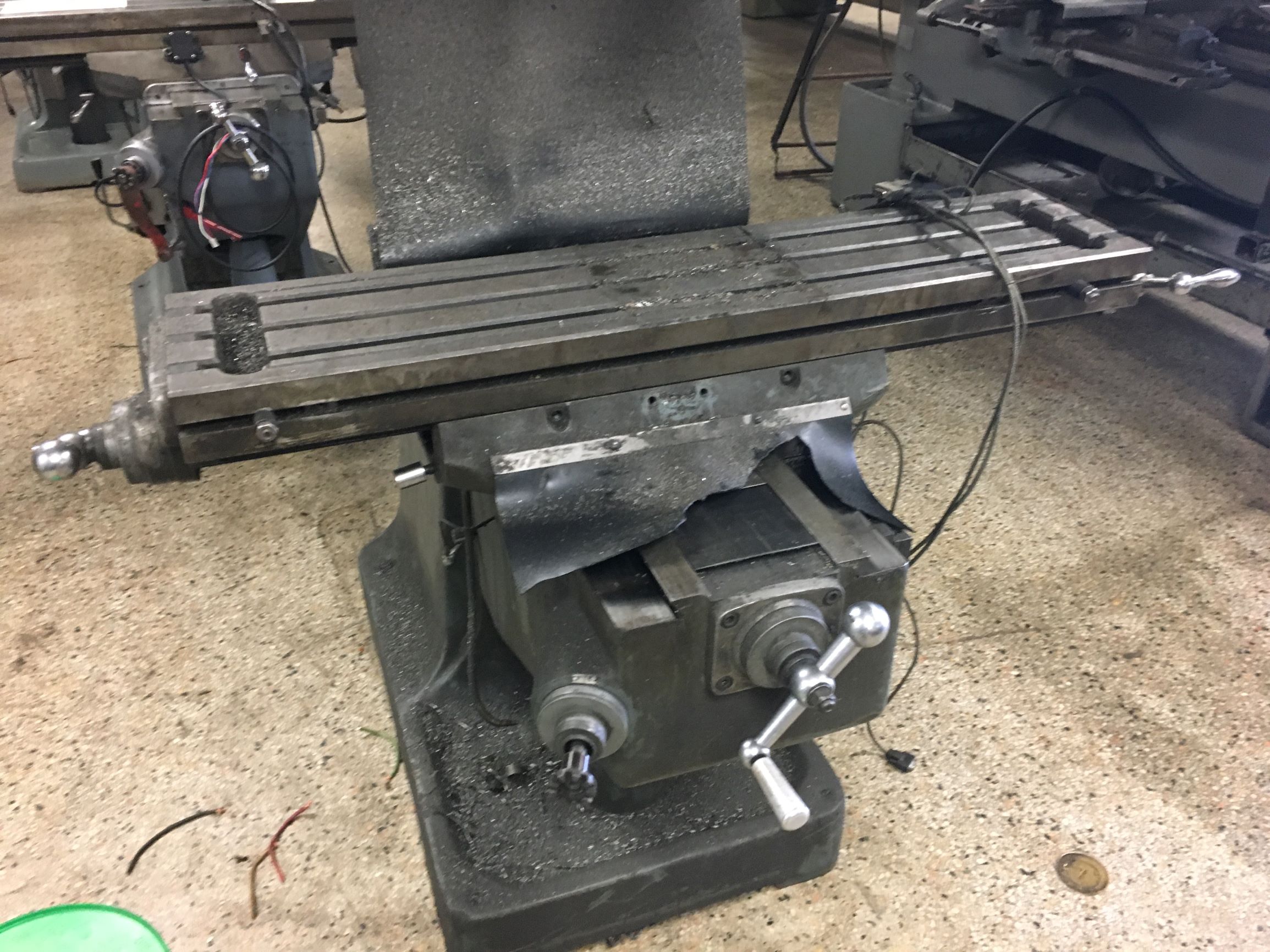 KBC Model TUM-1VS Vertical Milling Machine, S/N 0977 – for parts | AMC