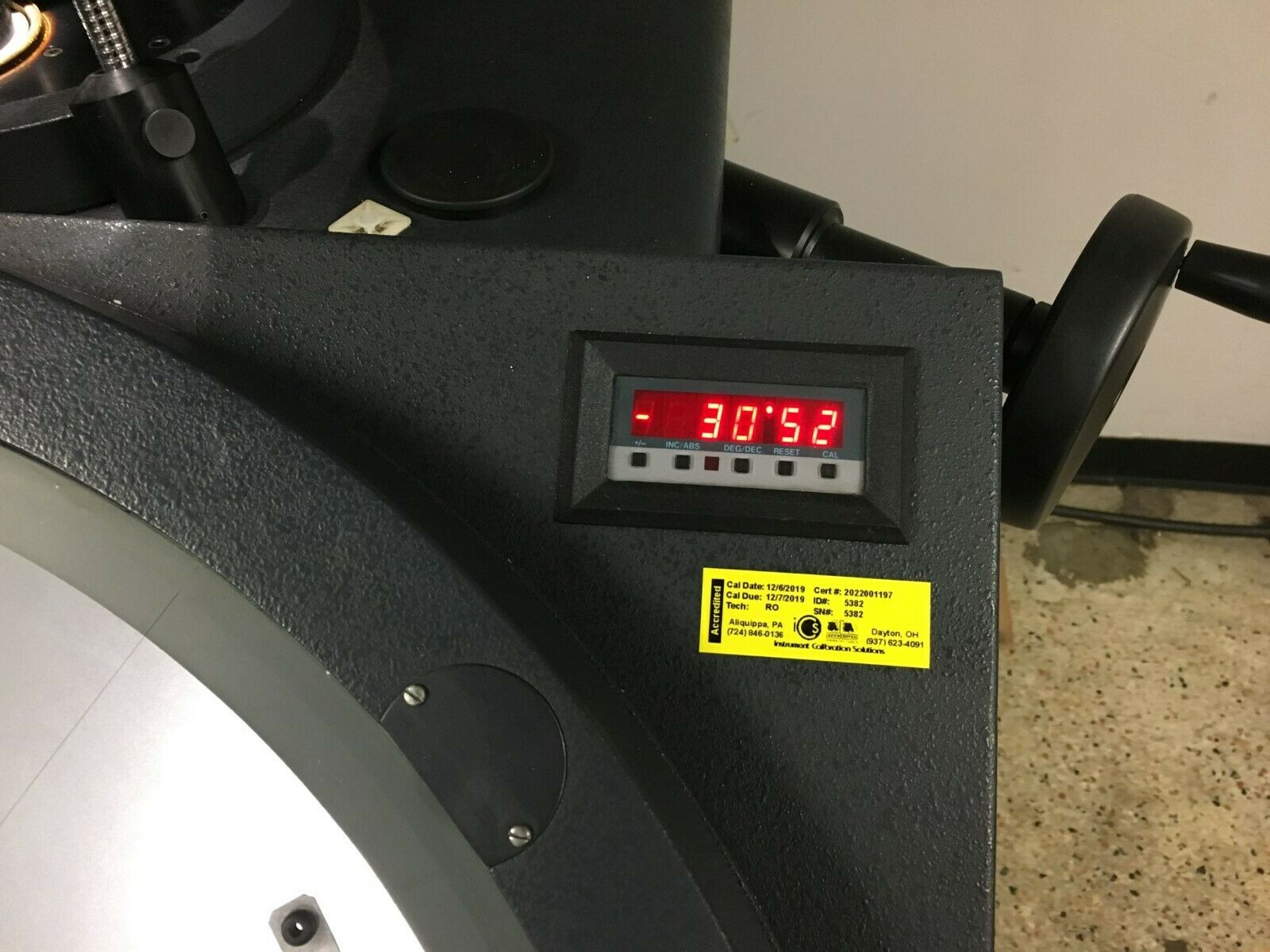 24″ STARRETT Model VF600 Vertical Beam Optical Comparator, S/N 5382 ...