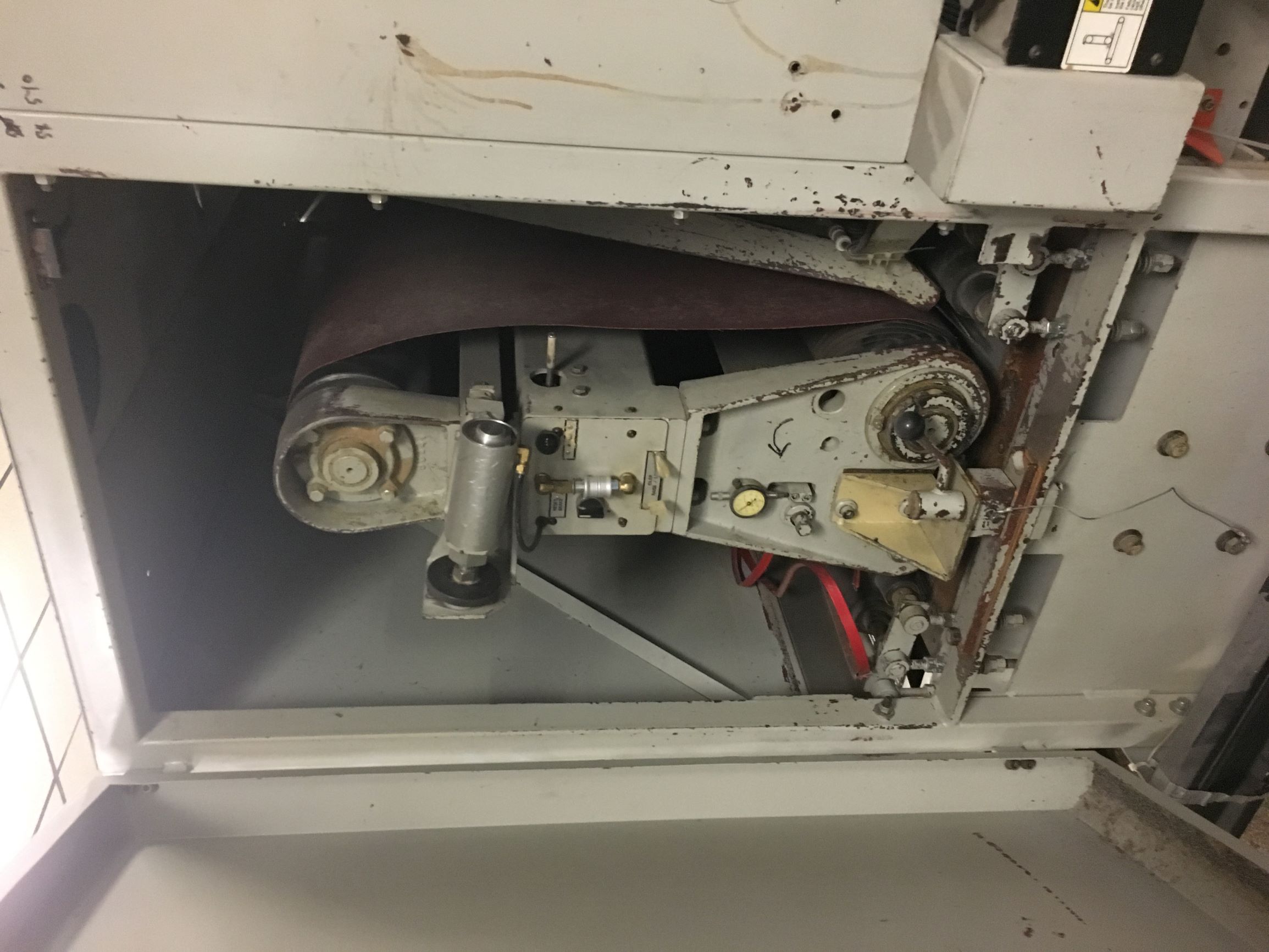 Timesaver Finishing Machine Sander, Model 252-1WW, S/N 25552T | AMC