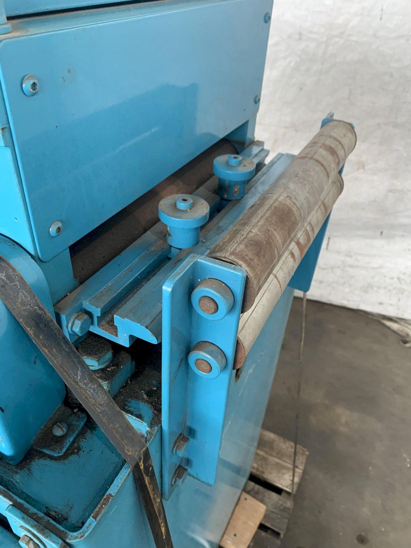 12″ WIDE STOCK STRAIGHTENER W/ BALDOR VARIABLE SPEED DRIVE. STOCK ...