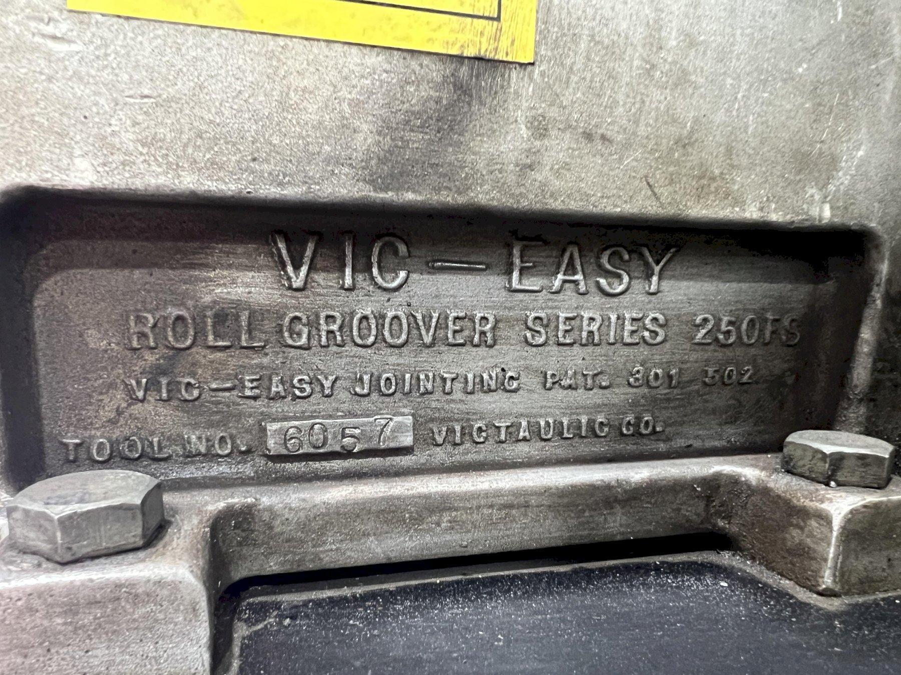 VICTAULIC MODEL VE-260 PIPE BENDER ROLL GROVER: STOCK 18215