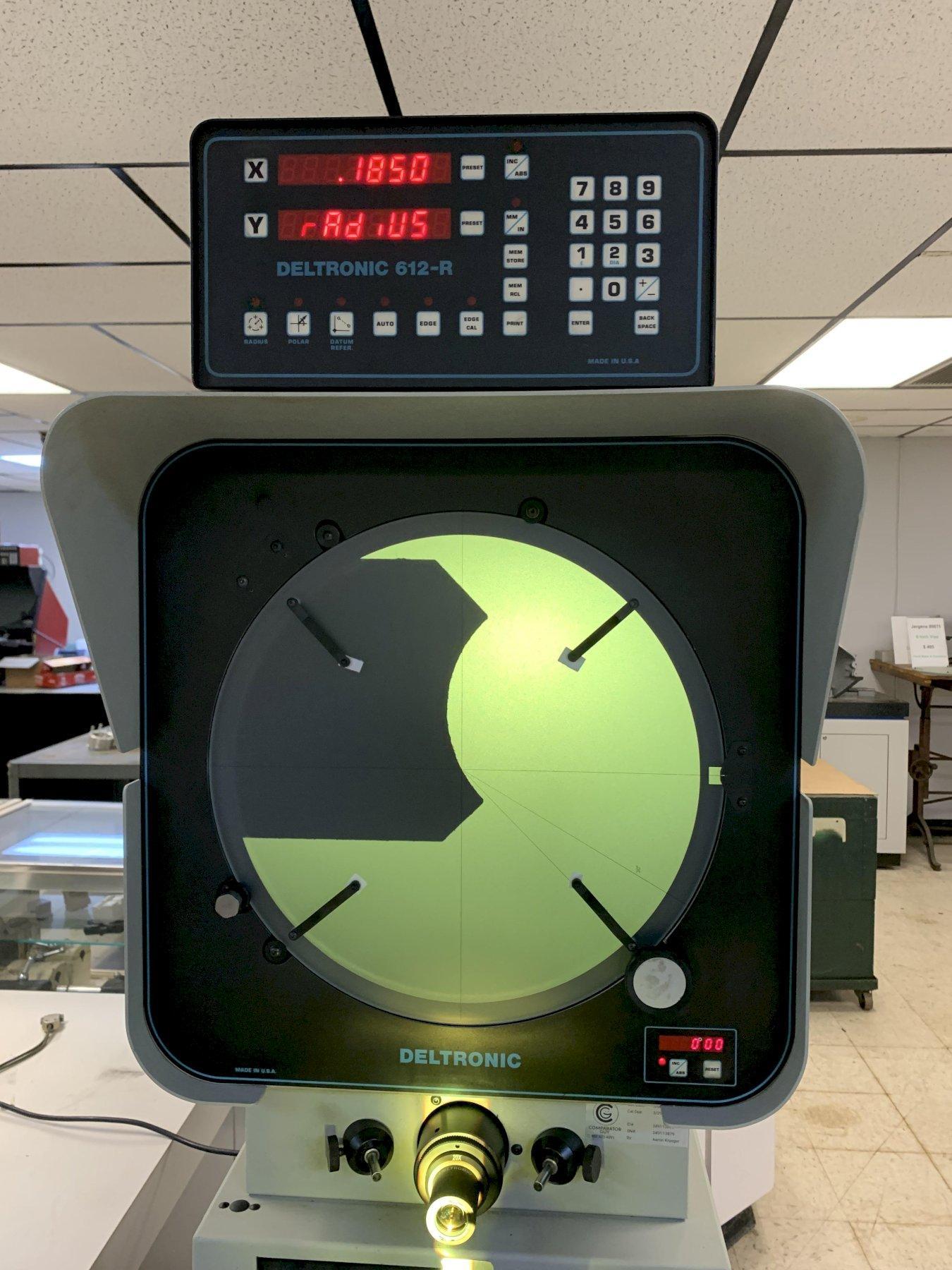 14″ DELTRONIC Model DH214 Bench Top Optical Comparator | AMC