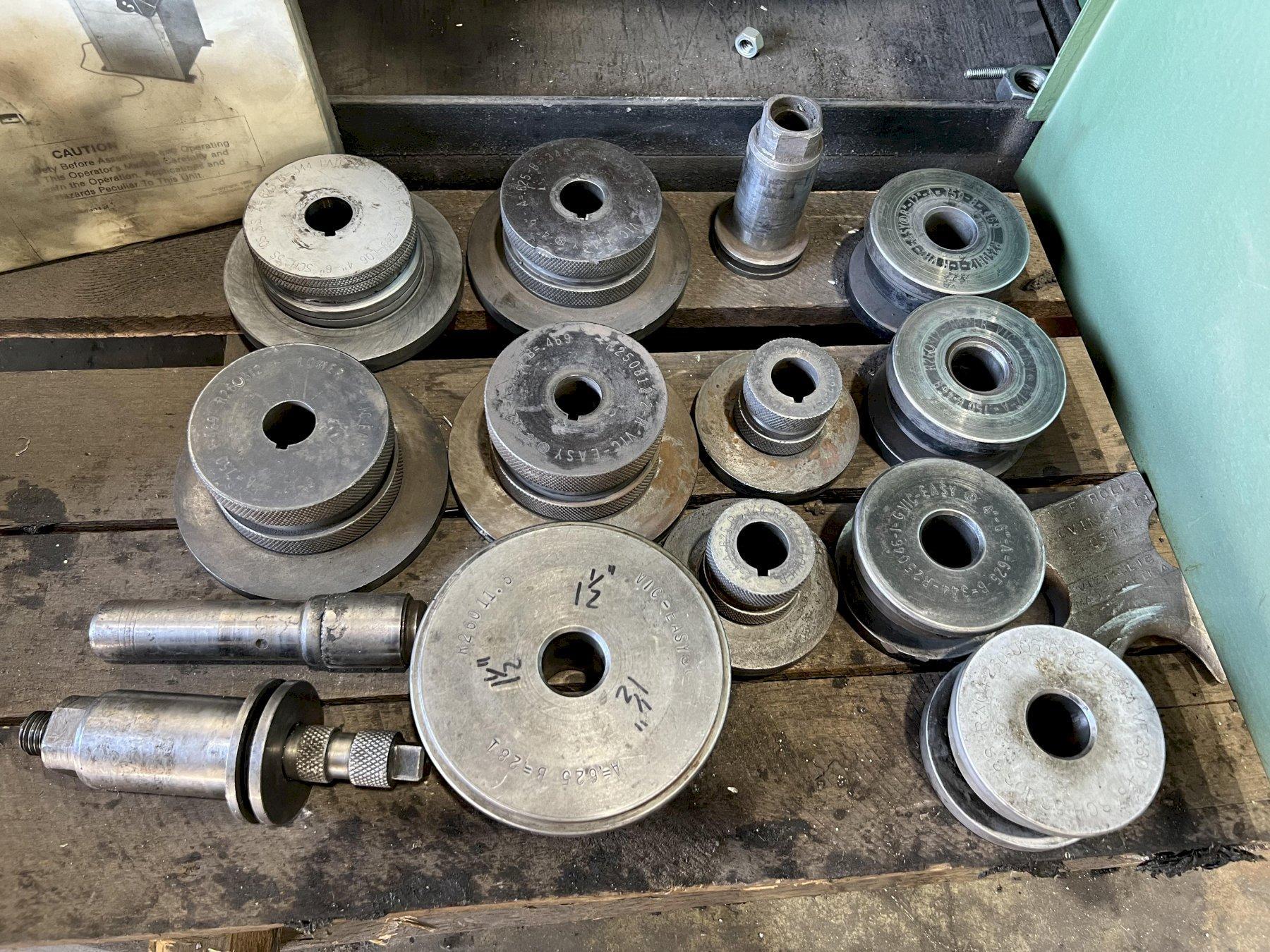 VICTAULIC MODEL VE-260 PIPE BENDER ROLL GROVER: STOCK 18215