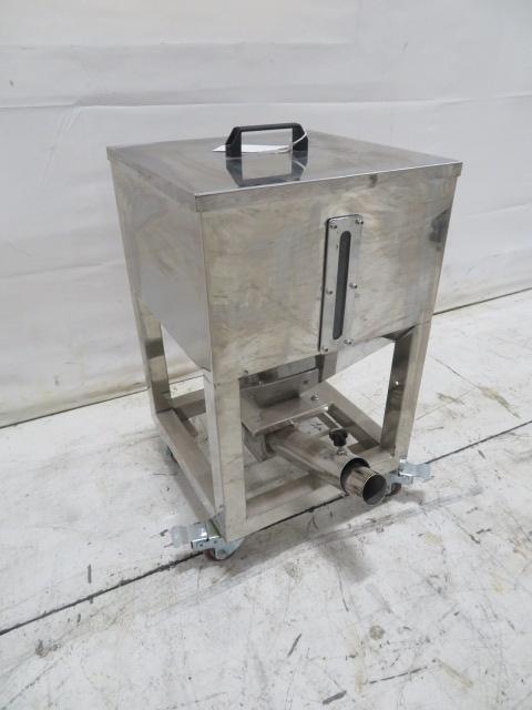 Used 16 Inch x 16 Inch Portable Resin Bins | Zag Equipment Sales