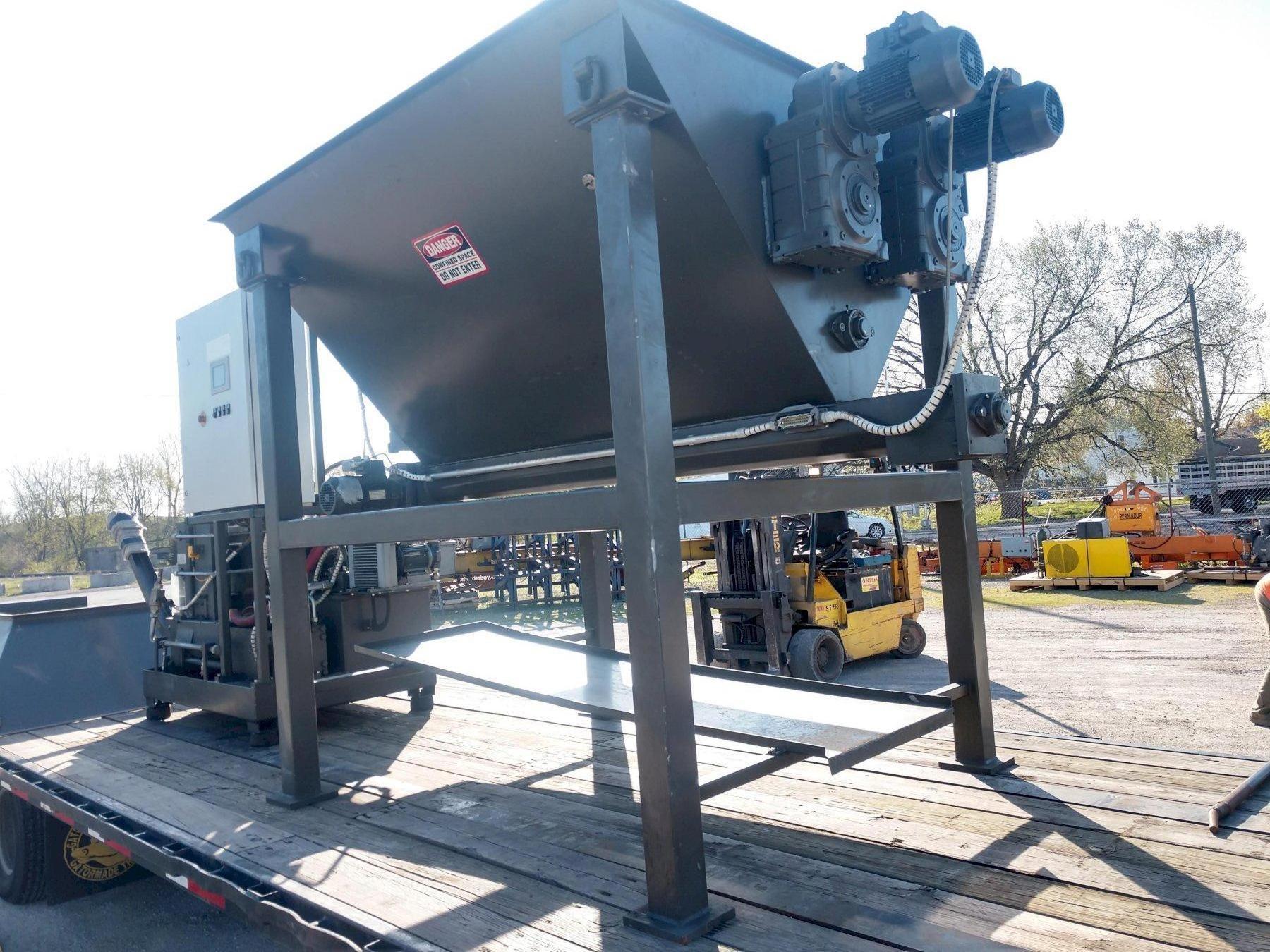 RUF CHIP HOPPER & AUGER FEED SYSTEM: STOCK #20645