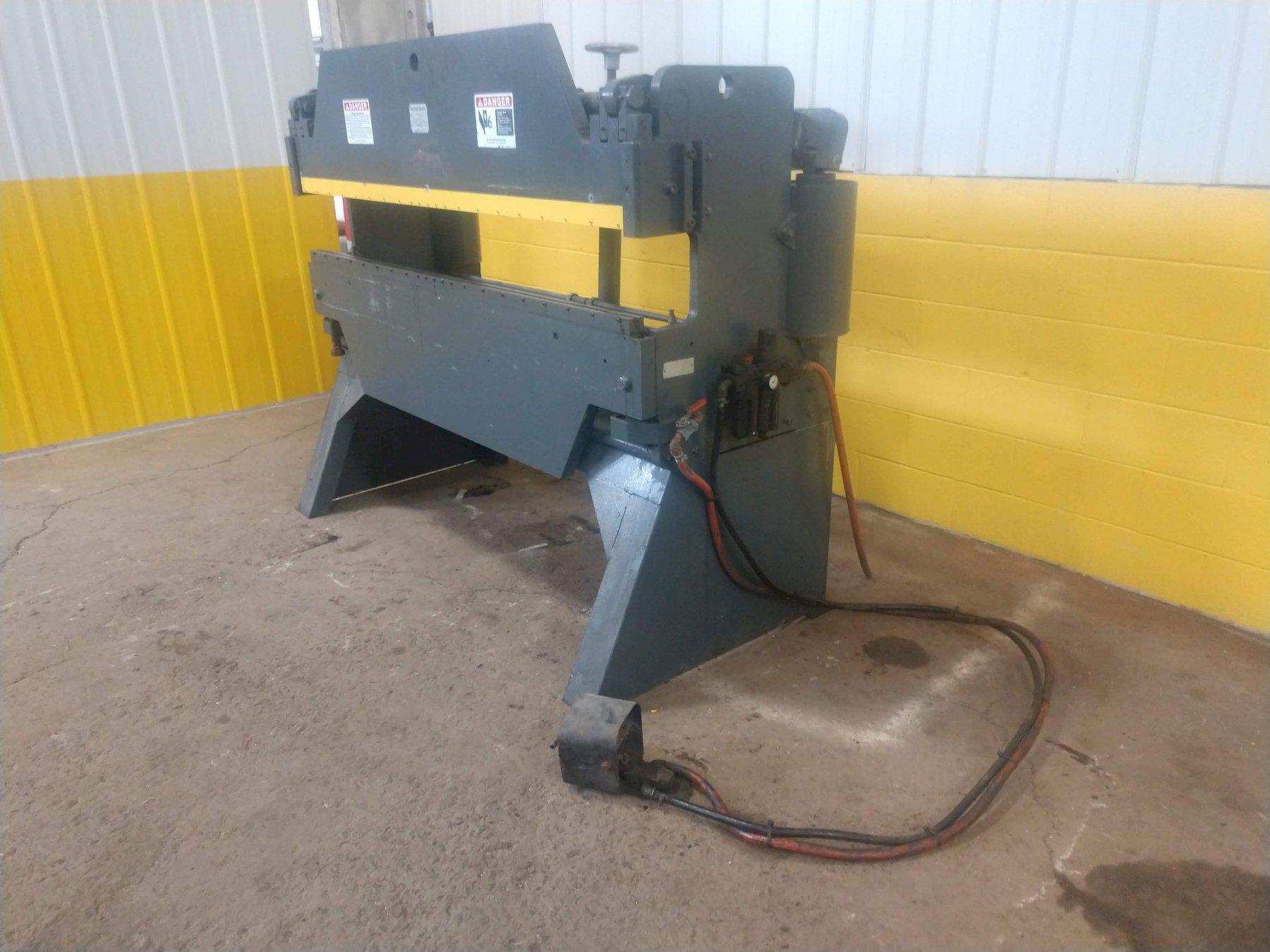 24 TON BANTAM PNEUMATIC PRESS BRAKE: STOCK #12537
