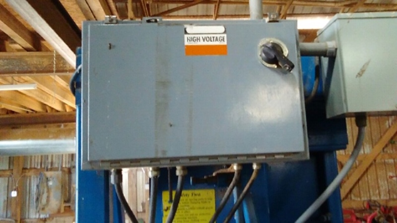 BAKER MODEL BBDET-0 DOUBLE END TRIM SAW | Blumberg Machinery Co.