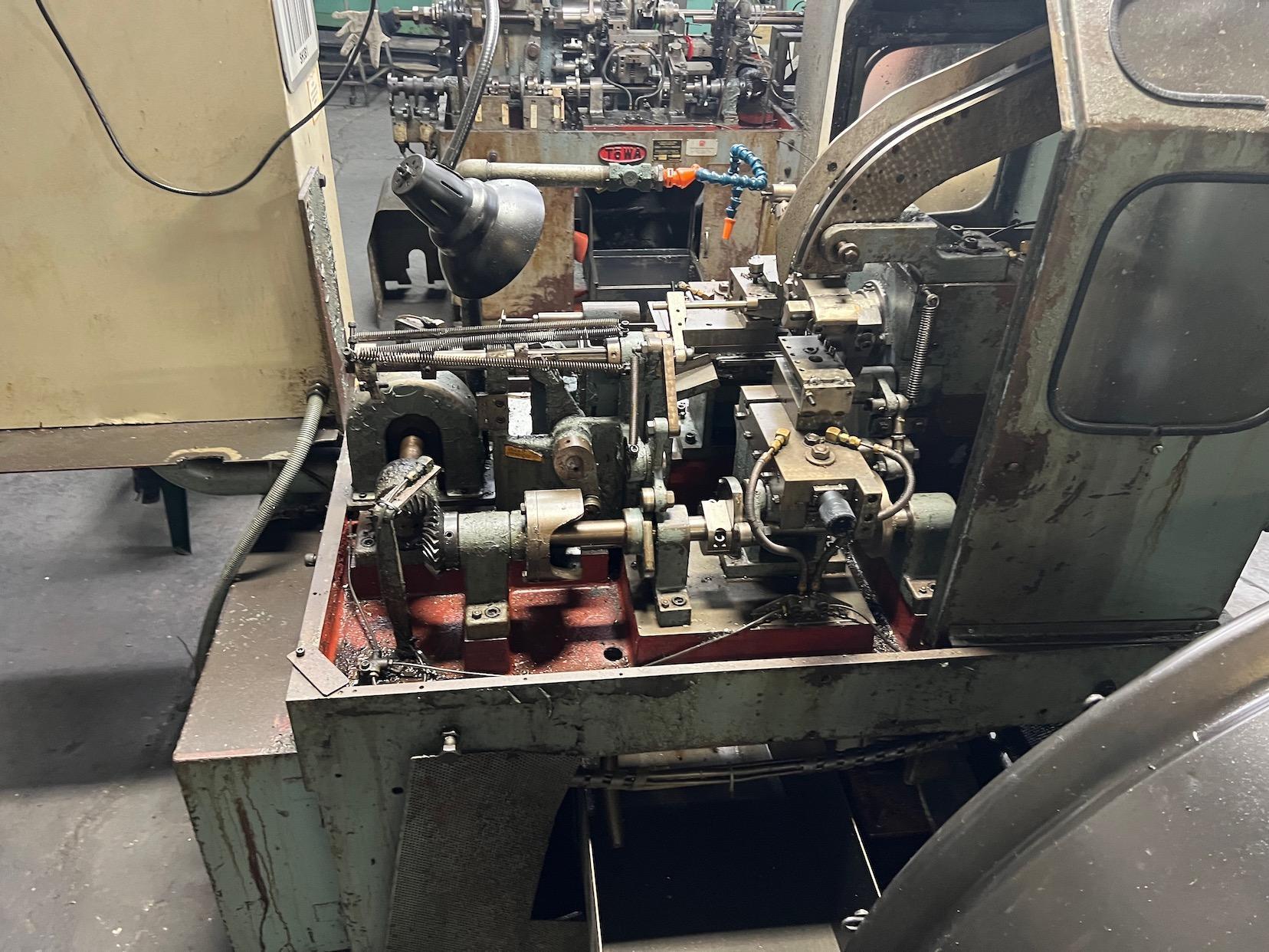 Towa Model TO-3B Shaver | Hariton Machinery Company, Inc.