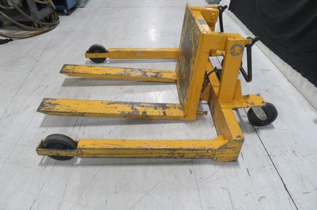 Econo Lift Used Straddle Tilter TRS-60 Pneumatic Mold Tipper, 6000 lbs ...