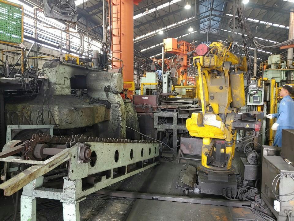 National 6″ Upsetter Machine | Hariton Machinery Company, Inc.