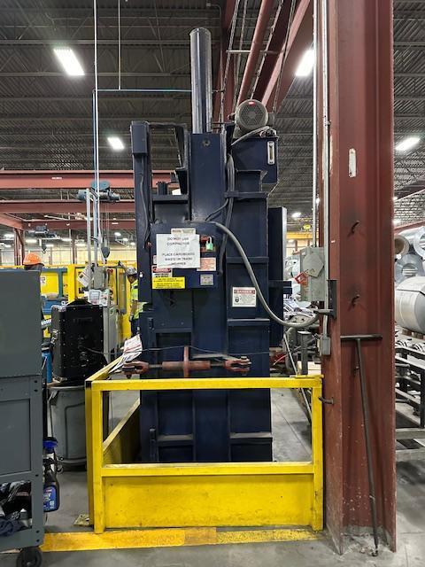 MAX PAK MP60 HD VERTICAL HYDRAULIC BALER: STOCK #22113