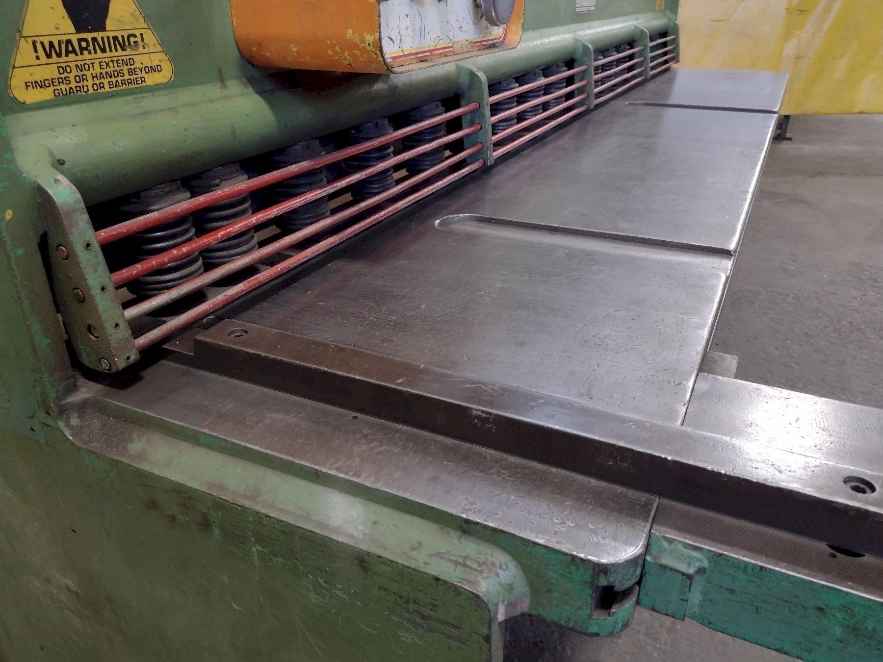 10′ X 1/4″ ACCURSHEAR MODEL #625010 HYDRAULIC POWER SHEAR: STOCK 17154