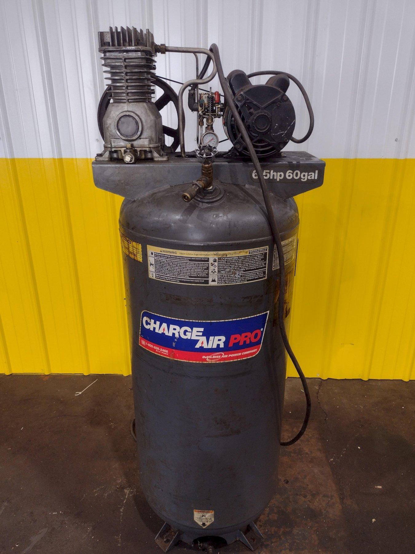 6.5 HP VERTICAL AIR COMPRESSOR, 60 GALLON: STOCK 18536