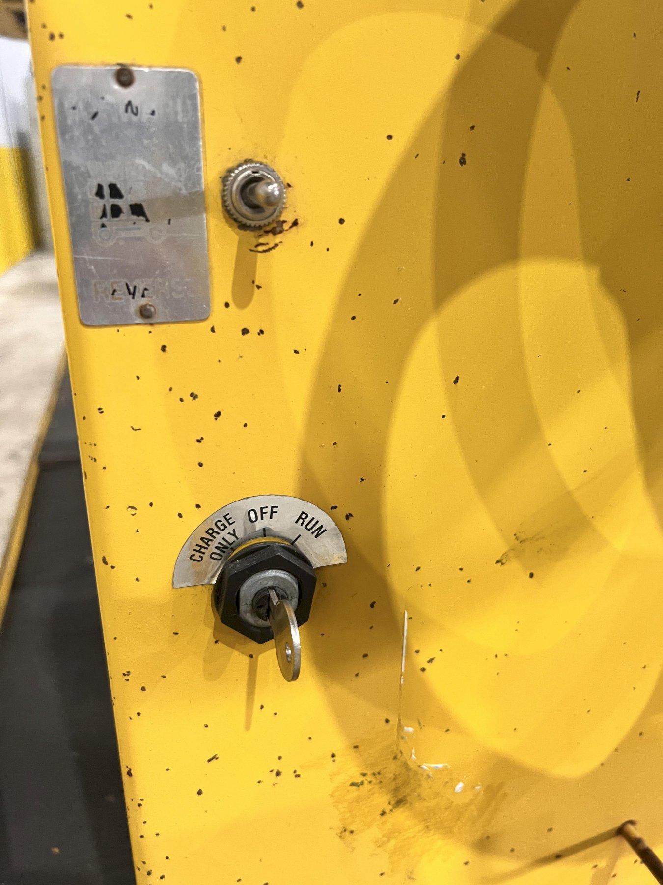 1200 LBS PACK MULE MODEL #SC-775-6CA 36V ELECTRIC CHASER CART: STOCK #21672