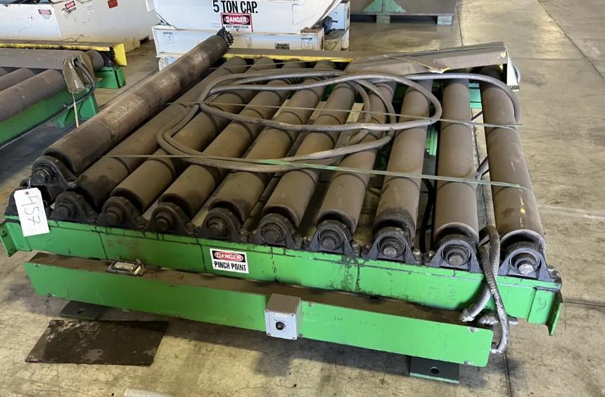 72″ X 72″ X 10,000 LBS HEAVY DUTY POWERED ROLLER CONVEYOR: STOCK #17920