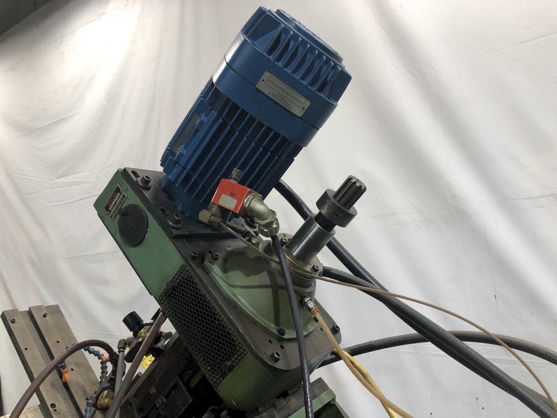 SNOW INCLINED TAPPER: STOCK #13776