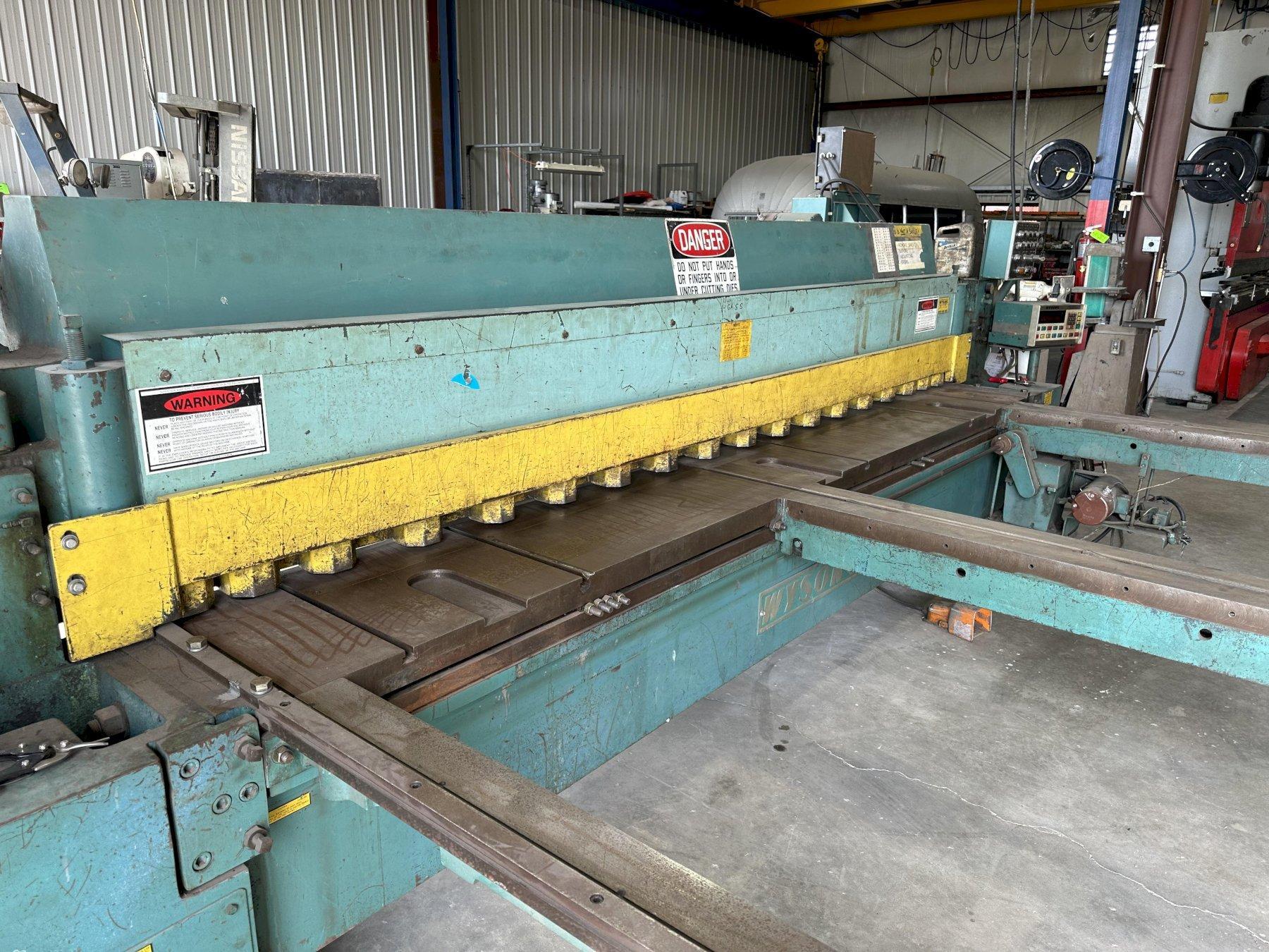 12′ X 1/4″ WYSONG 1225 MECHANICAL SHEAR W/ AUTO GAUGING SYSTEM. STOCK ...