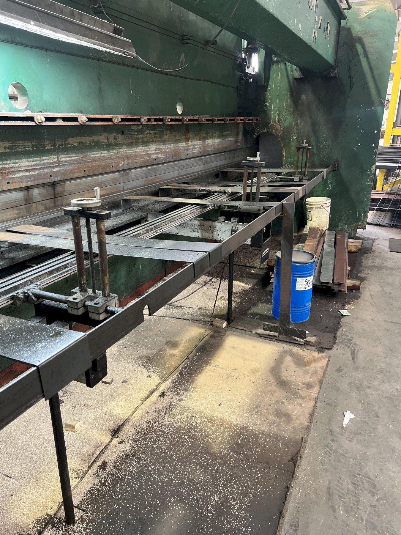 150 TON X 26′ PACIFIC MODEL #K150-26 HYDRALIC PRESS BRAKE: STOCK #18605