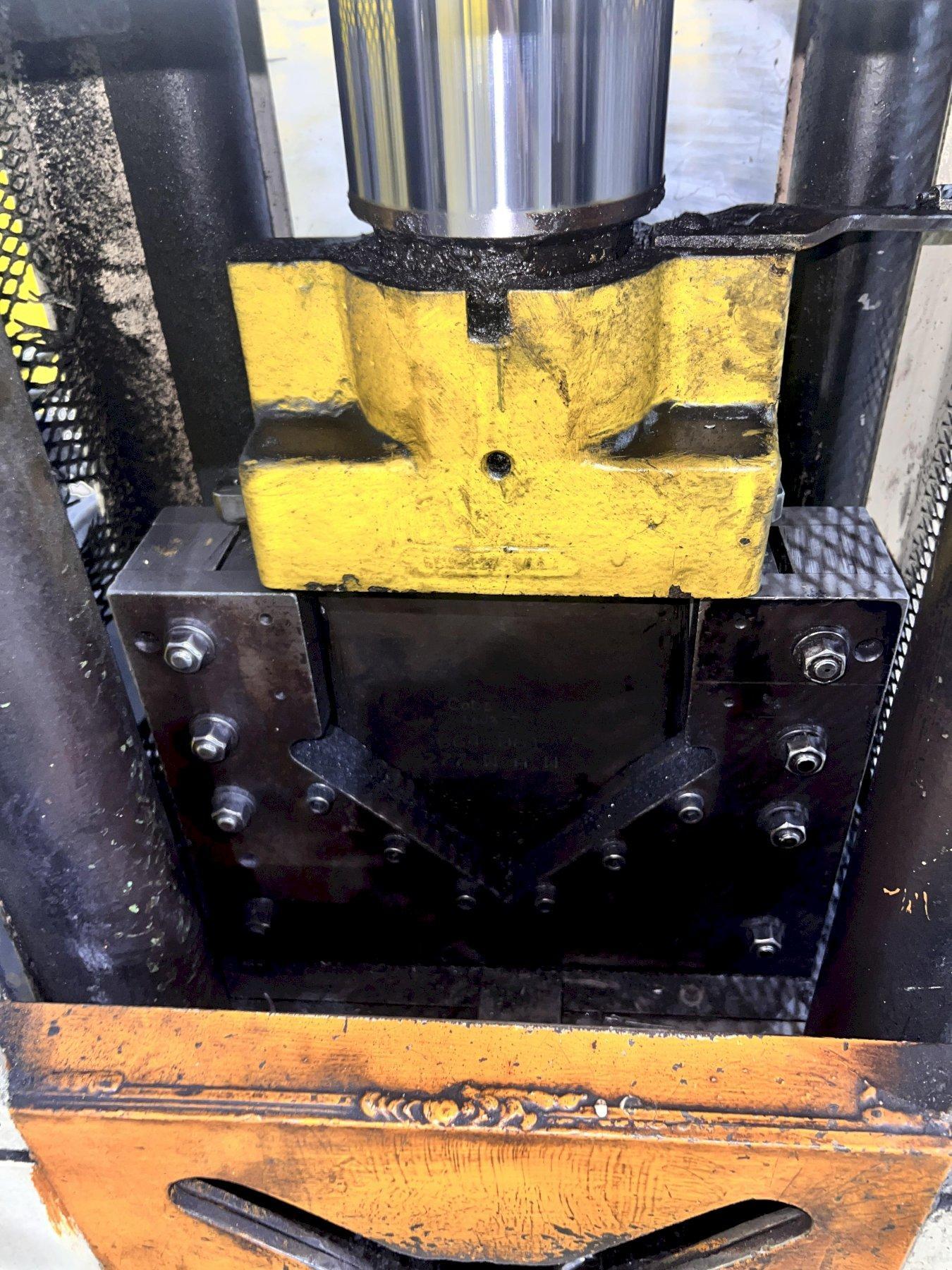W.A. WHITNEY HYDRAULIC ANGLE SHEAR: STOCK #21709