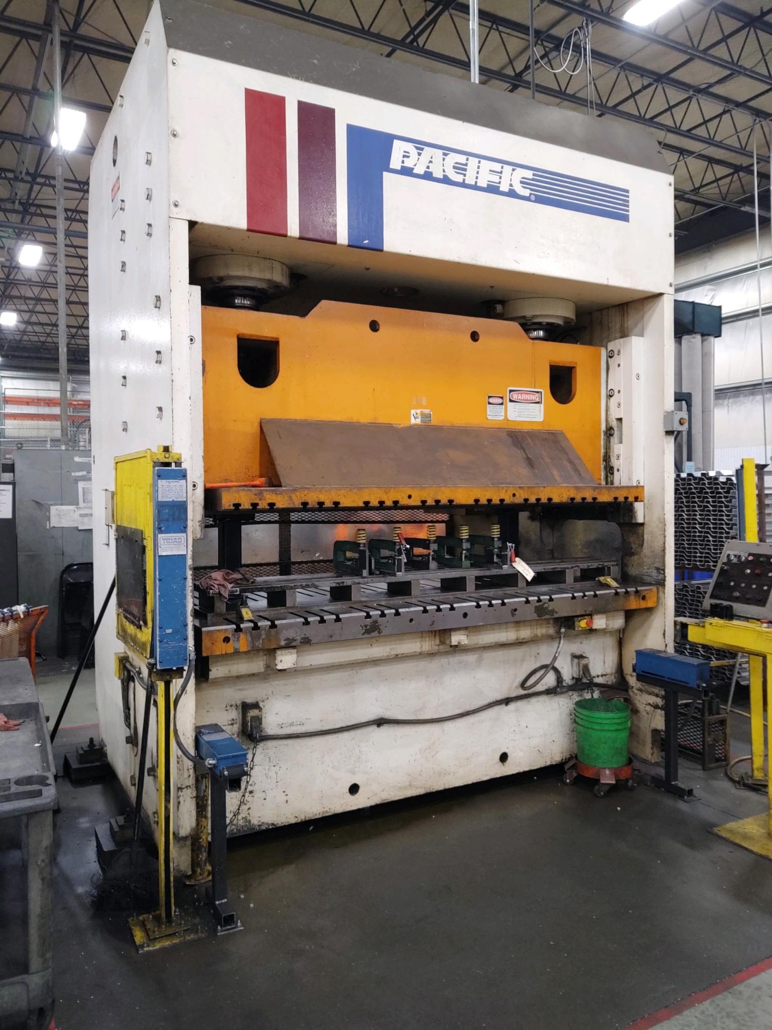 200 TON PACIFIC HYDRAULIC PRESS | D&D Industries, Inc.