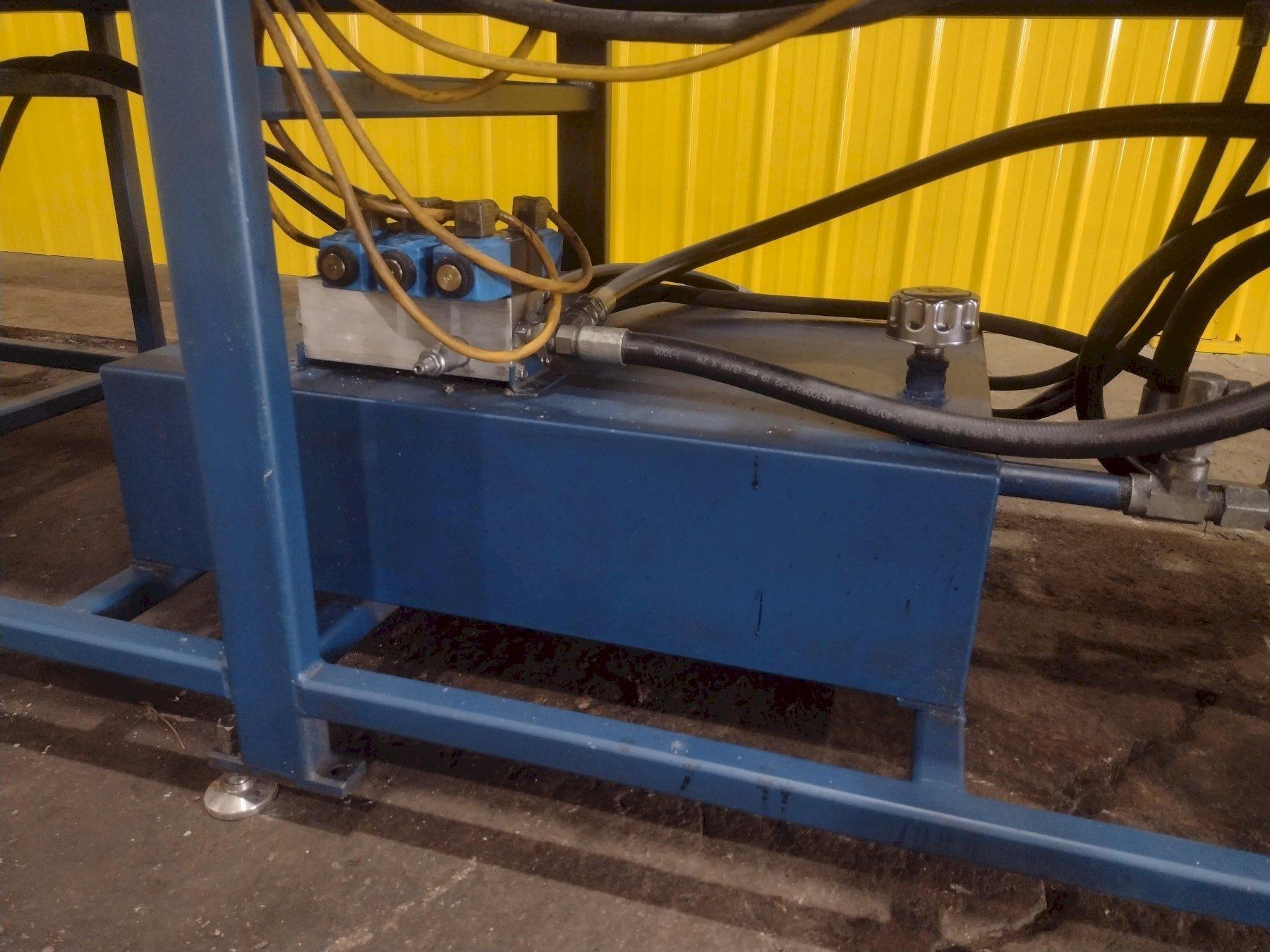 12 STAND X 10″ KNUDSON STUD & TRACK FRAMING ROLLFORMER, WITH AMS XL 200 ...