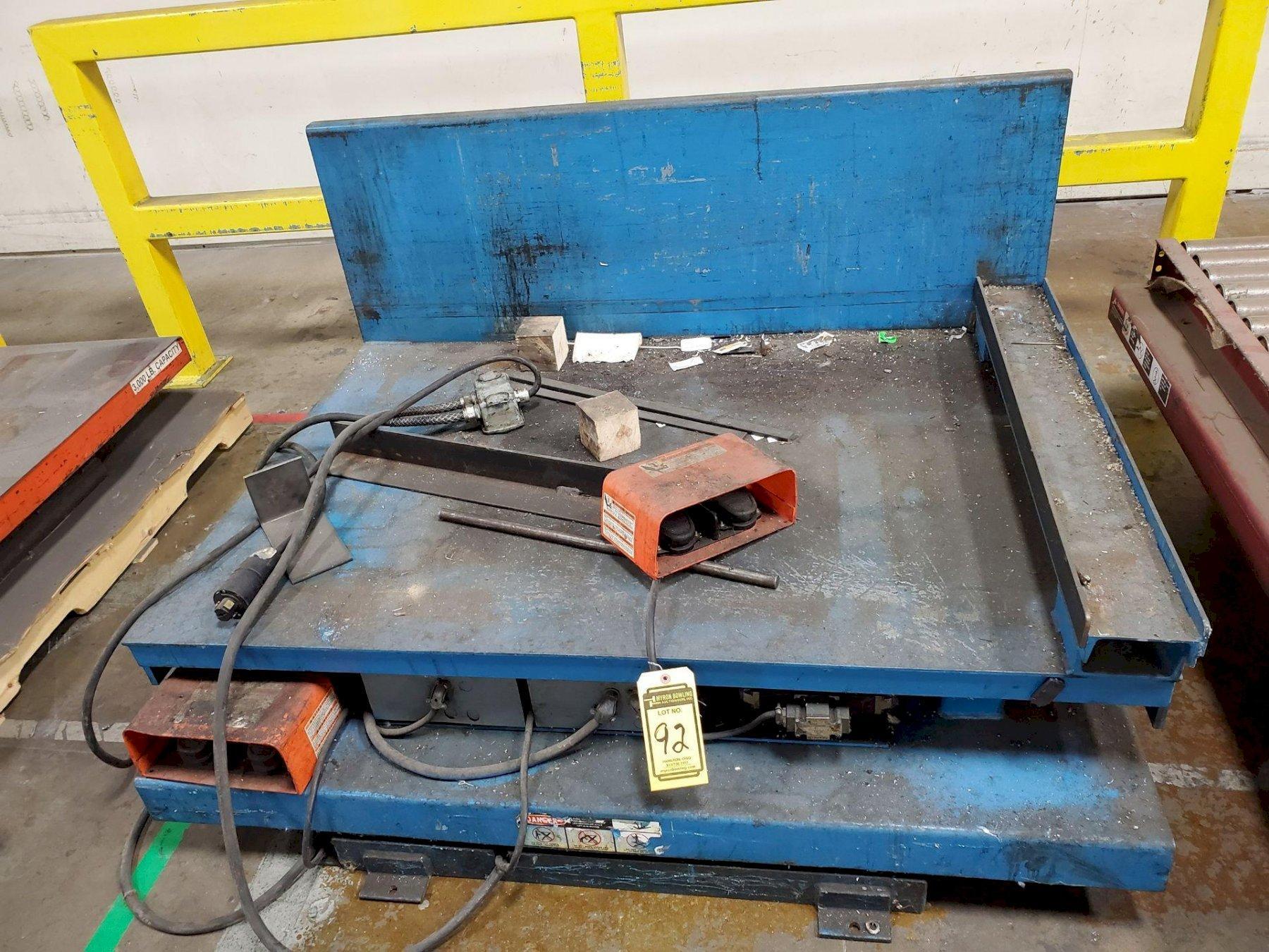 2,000 LB ELECTRIC SCISSOR LIFT/PALLET UPENDER TABLE: STOCK #13264