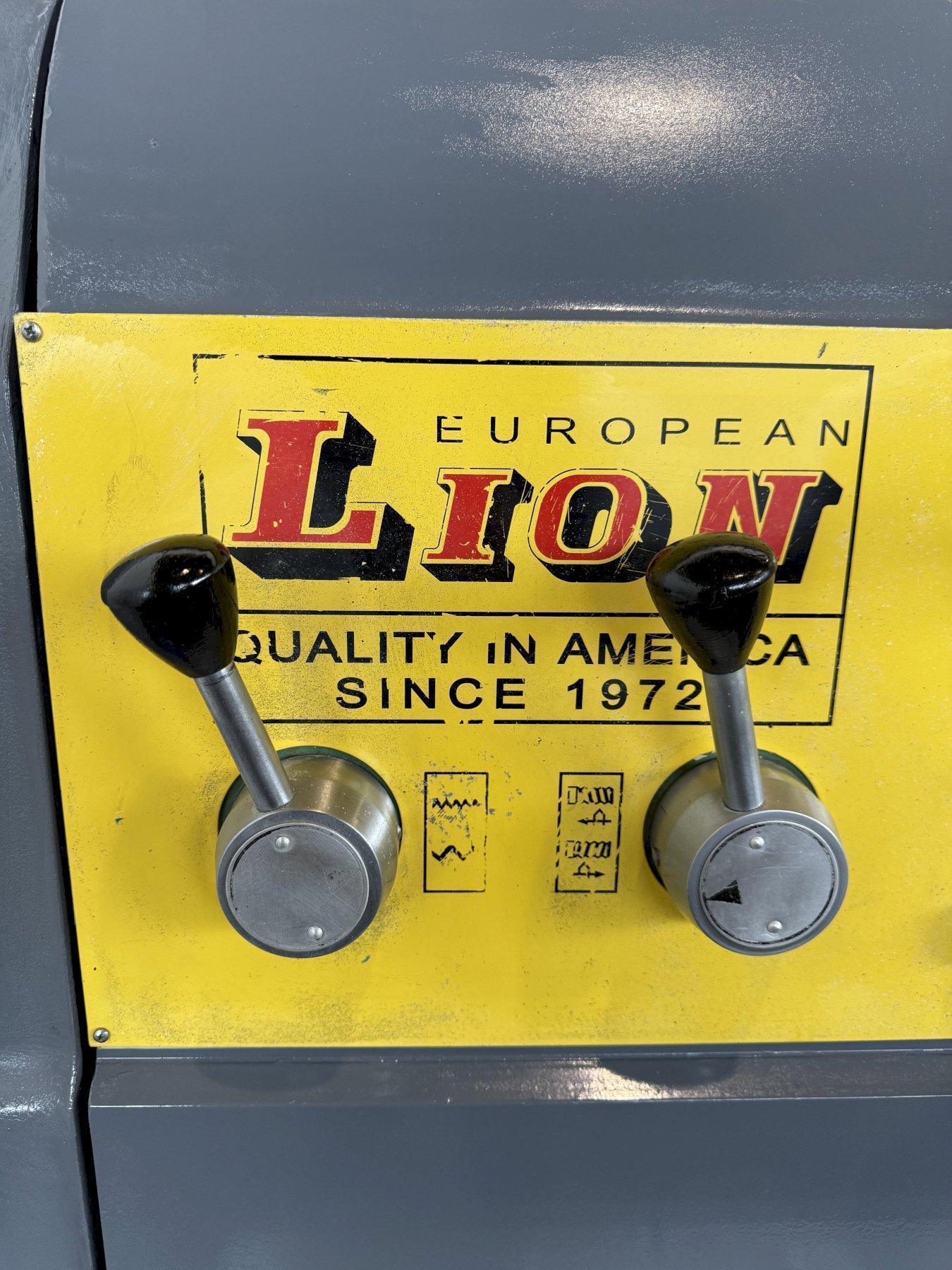 LION ENGINE LATHE: STOCK #22413