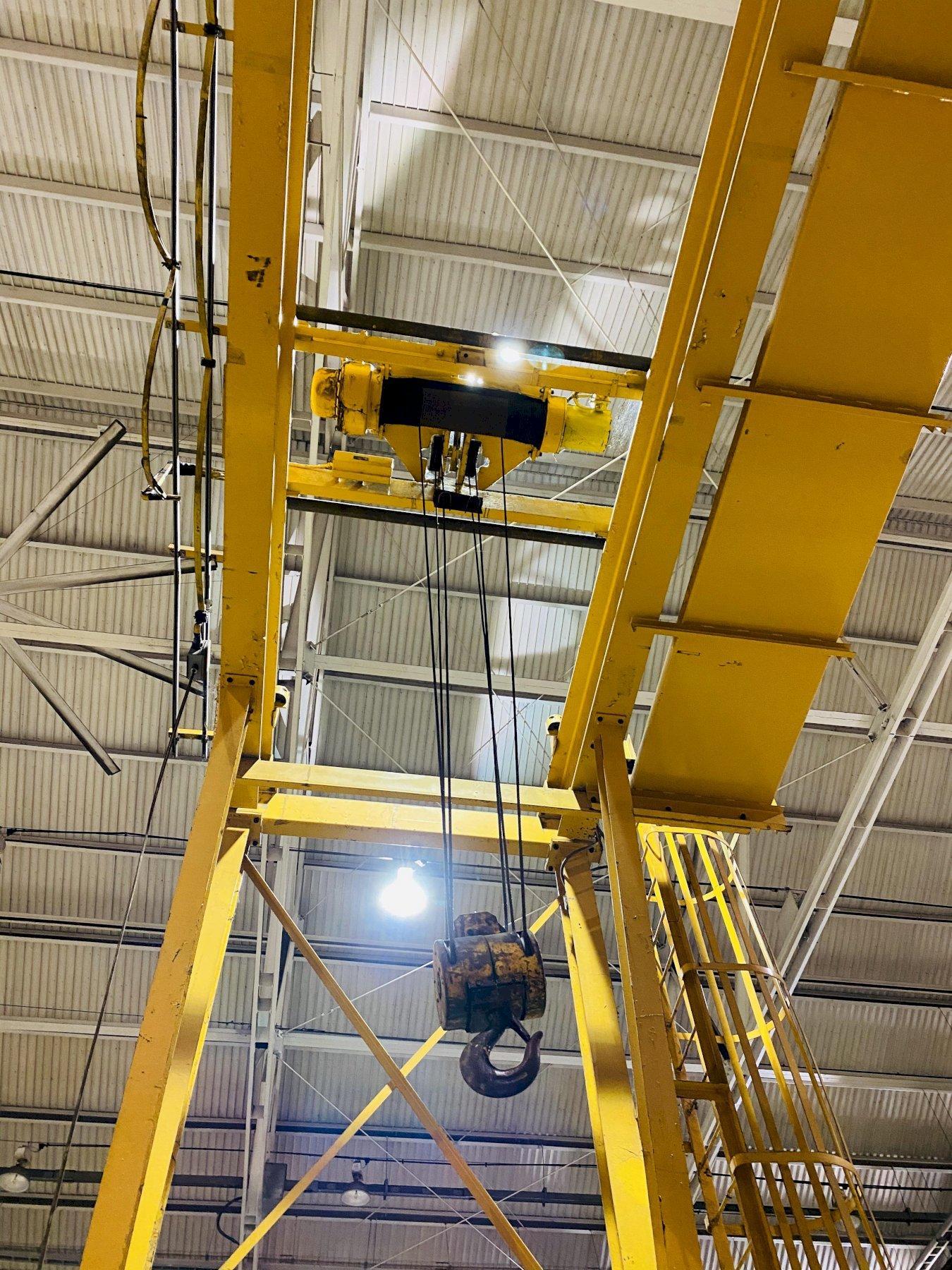 10 TON X 50′ SPAN SINGLE LEG DOUBLE GIRDER OVERHEAD GANTRY. STOCK ...