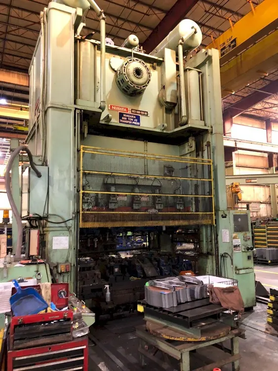 OILMATIC 880 TON SSDC - Lifters, Sheet | Machine Hub
