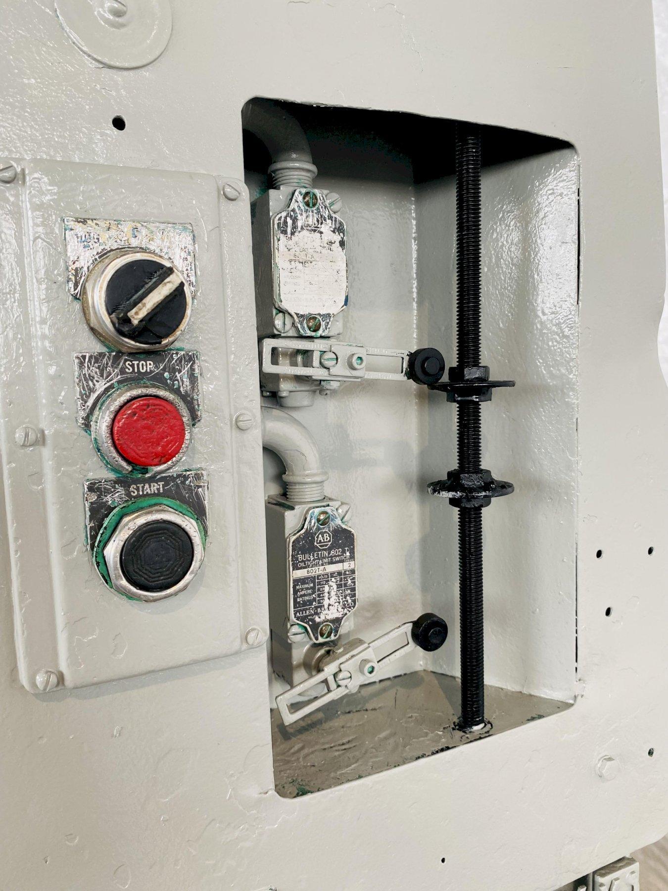 150 TON WA WHITNEY MODEL #765-000 HYDRAULIC ANGLE SHEAR: STOCK #14143