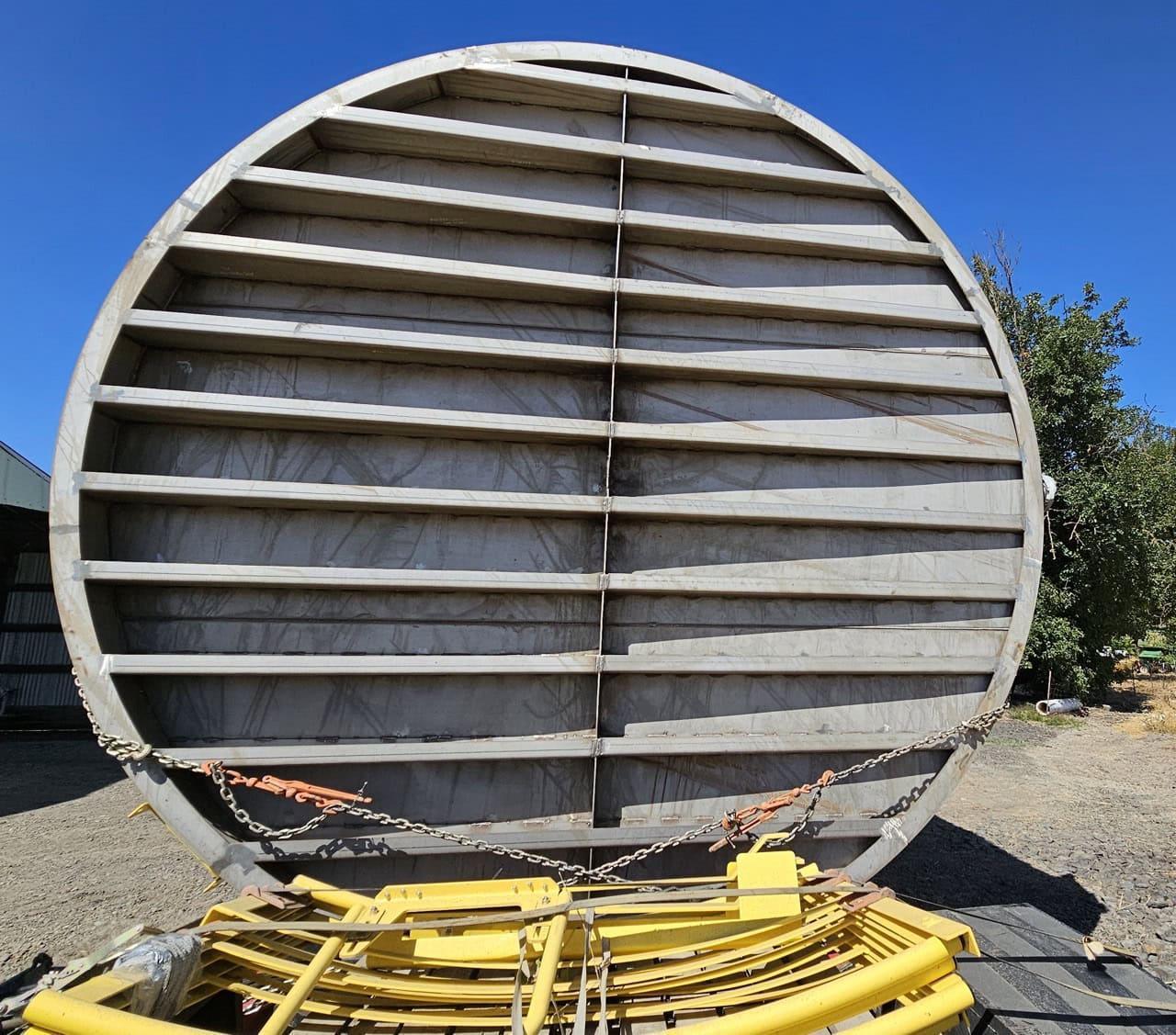 Stainless Steel Tank - Grinders, Visual | Machine Hub