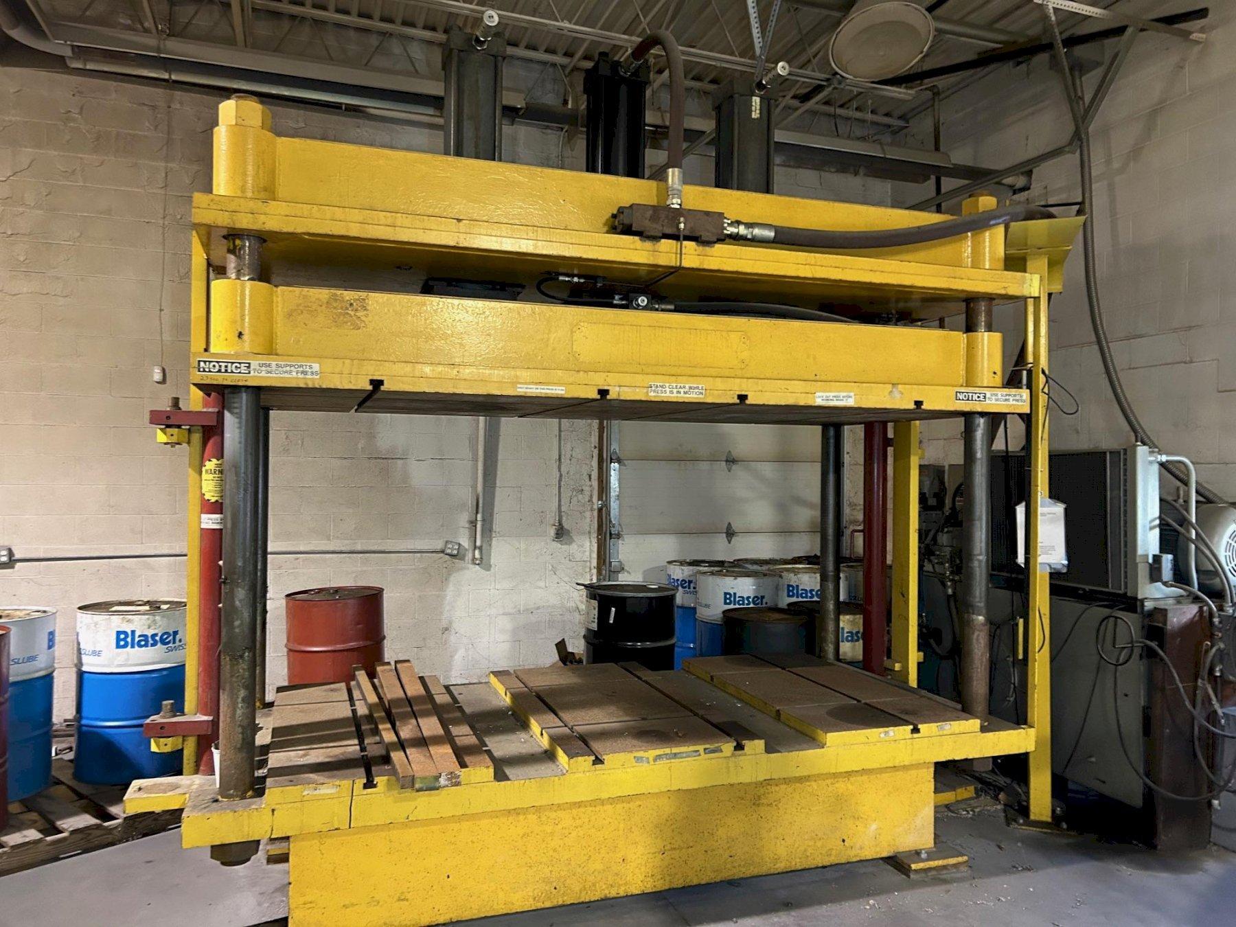 225 TON X 120″ X 60″ H&M 4 POST HYDRAULIC PRESS, 36″ STROKE: STOCK #22144