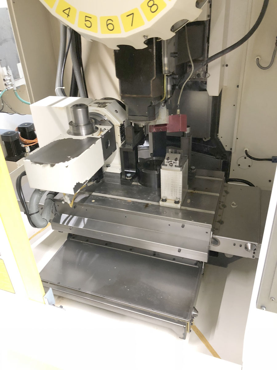 Fanuc Robodrill CNC Vertical Machining Center equipped with 4th & 5th ...